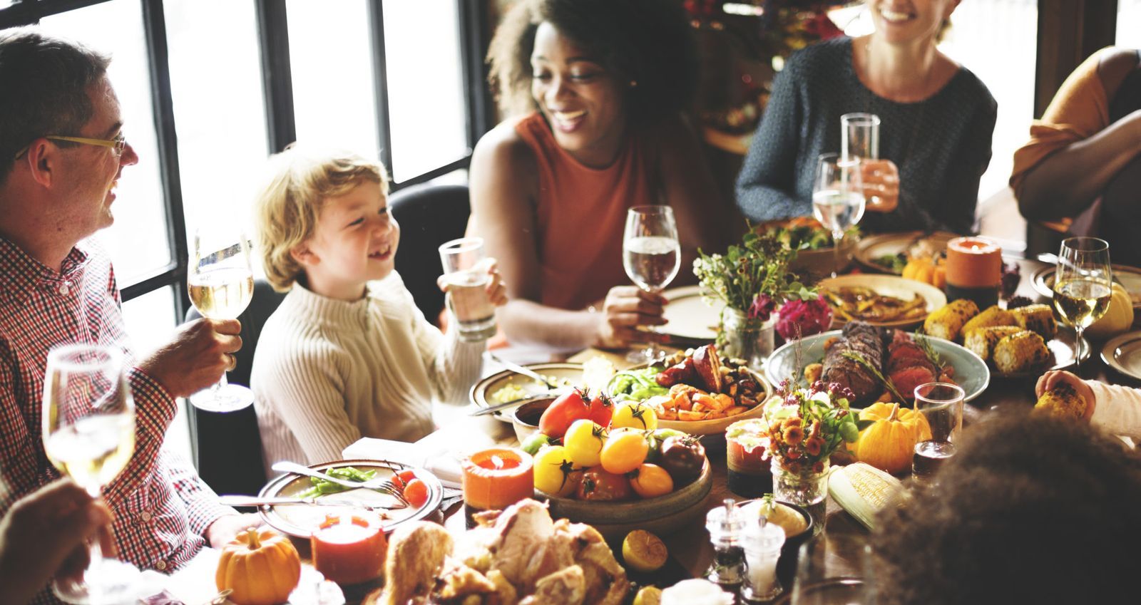 Navigating Social Situations on Low Carb: Holiday Survival Guide