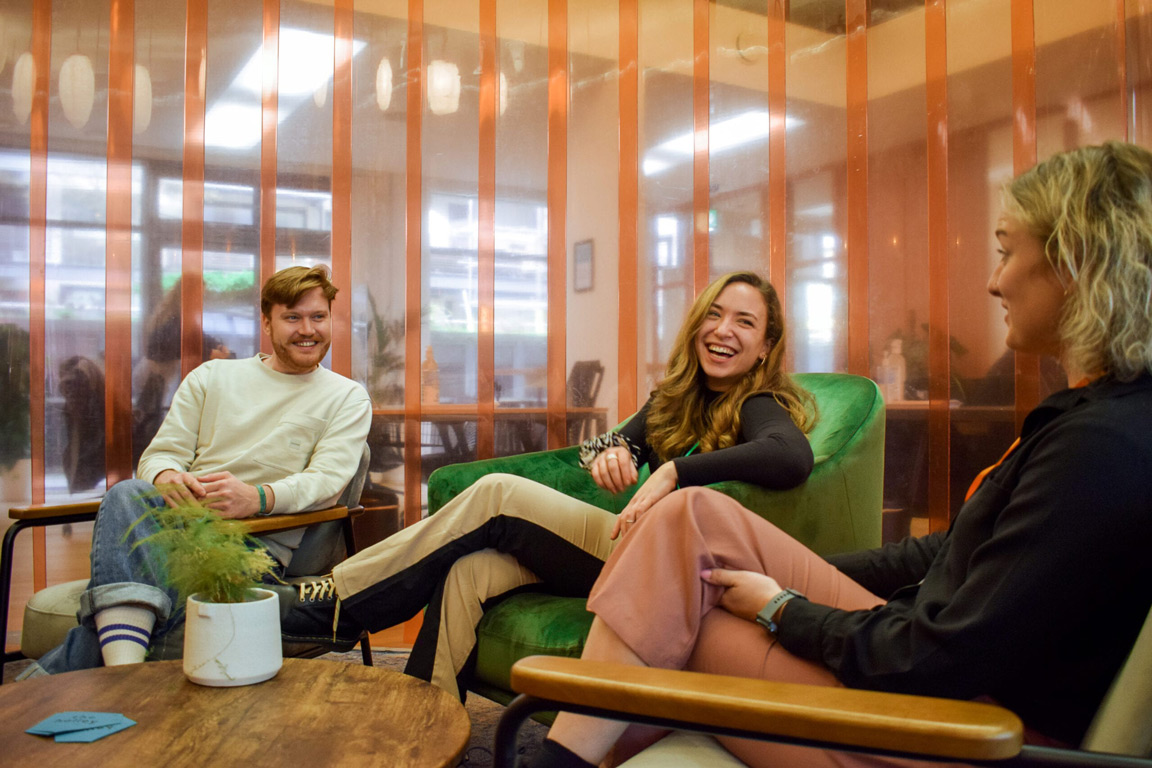 5 Ways a Shared Community Space Makes You Happier