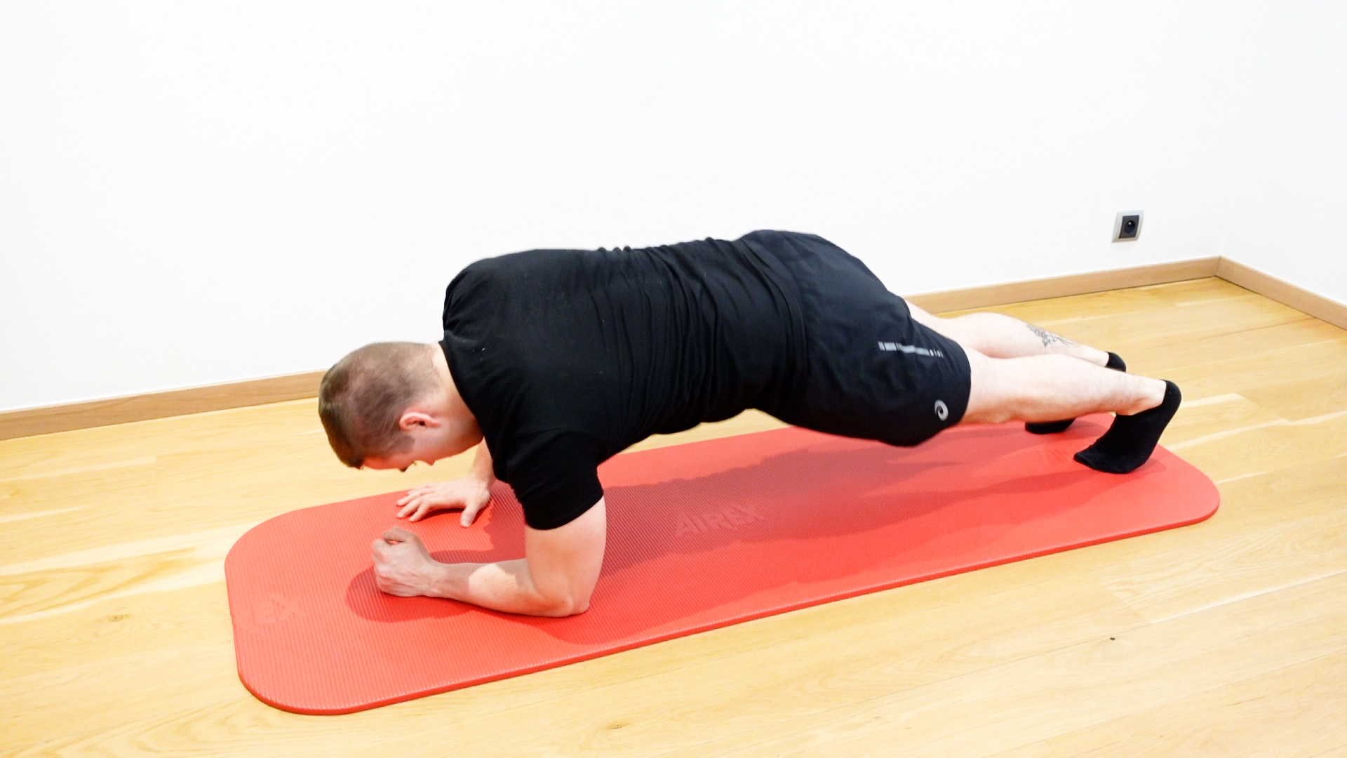 Vidéo d'exercice - Gainage dynamique coudes fléchis/tendus