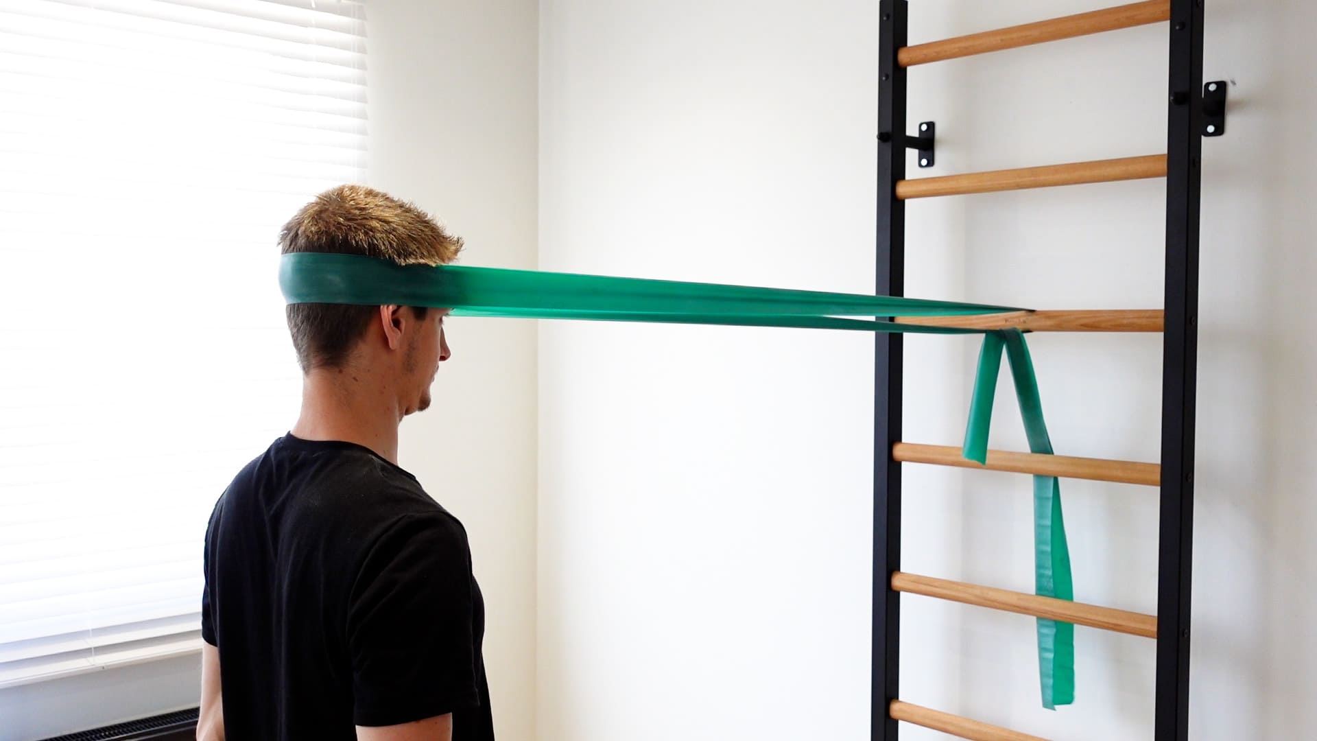 Vidéo d'exercice - Renforcement extenseurs cervicaux isométrique