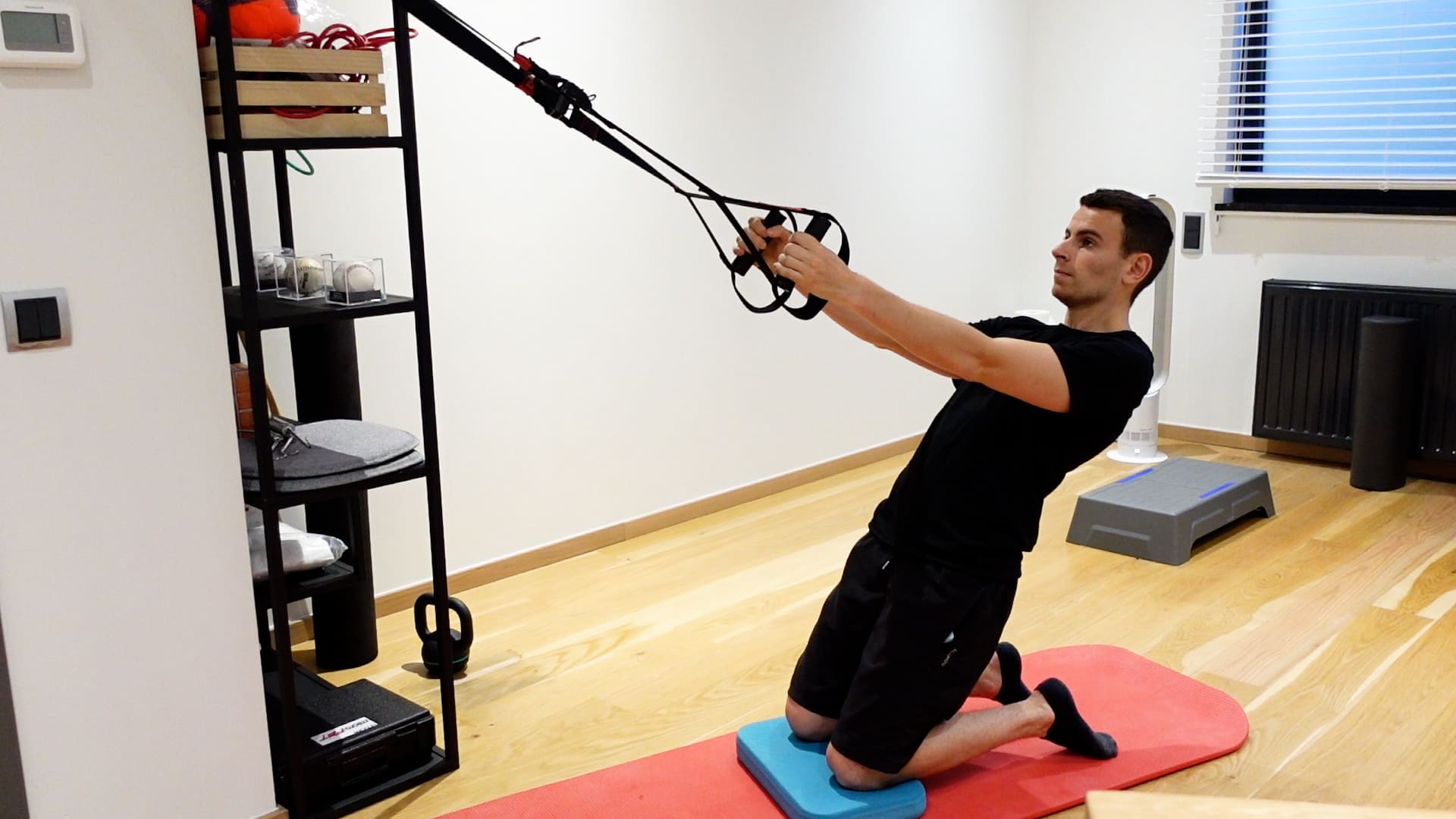 Vidéo d'exercice - Renforcement excentrique quadriceps avec TRX
