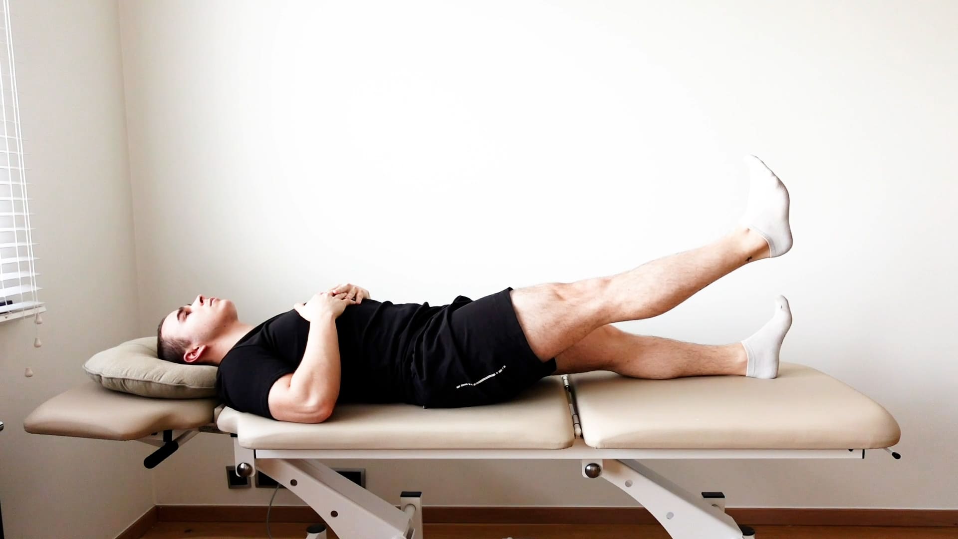 Vidéo d'exercice - Élévation jambe tendue