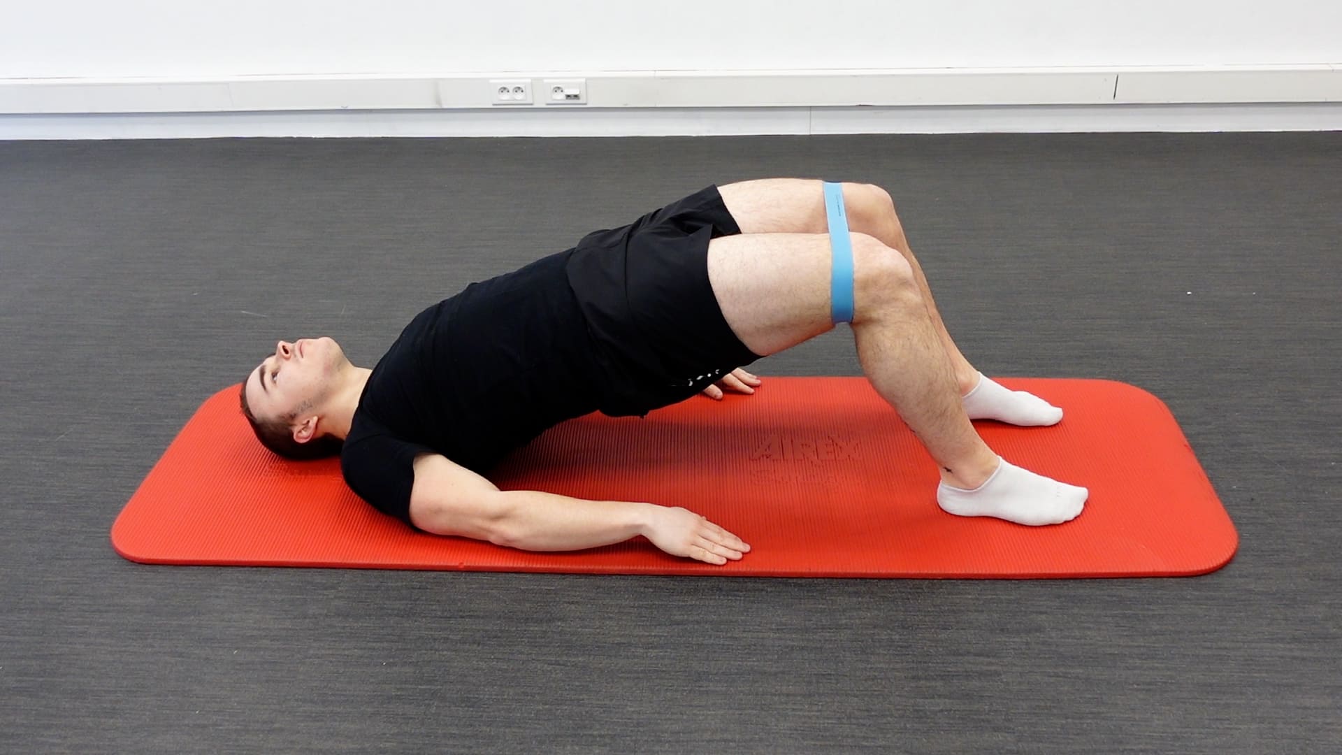 Vidéo d'exercice - Pont fessier maintenu avec abduction isométrique