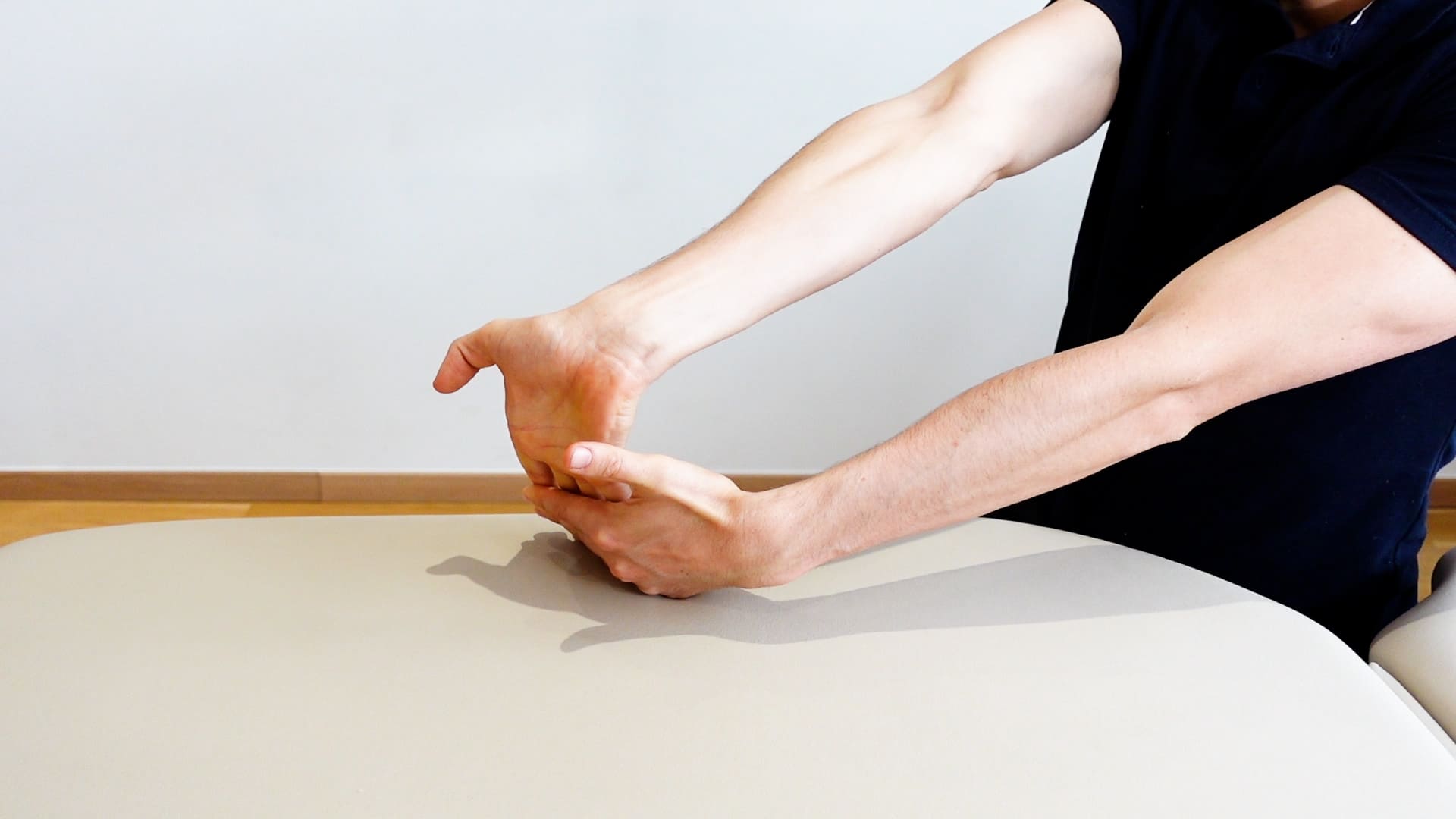 Vidéo d'exercice - Etirement des fléchisseurs du poignet