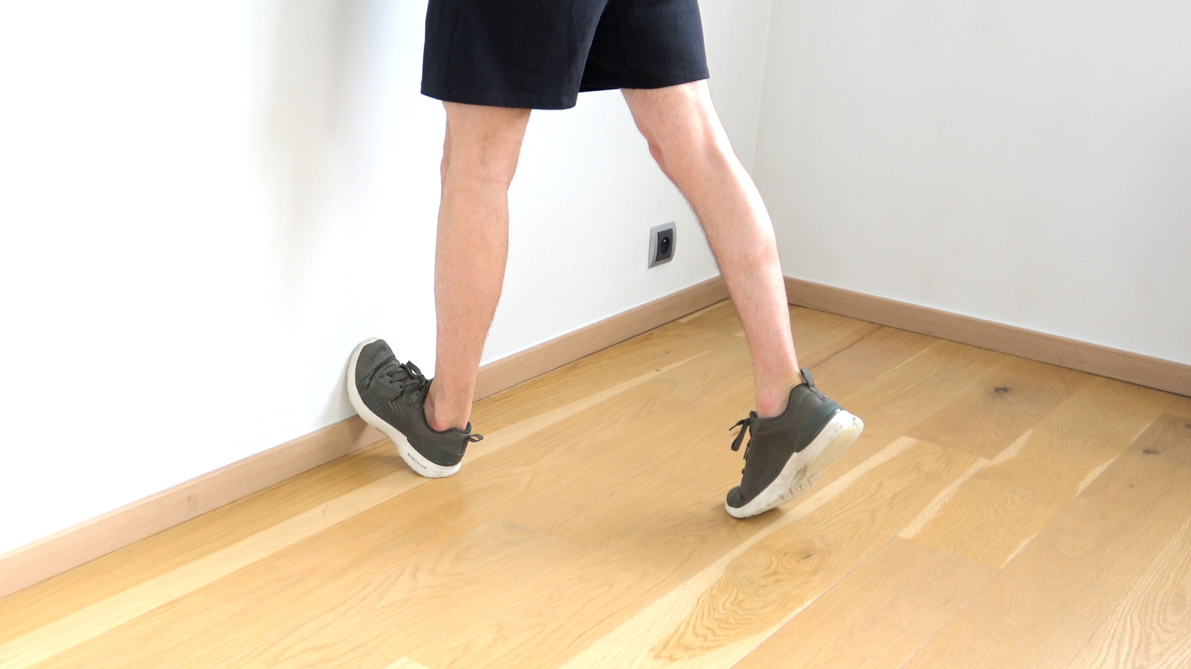 Vidéo d'exercice - Étirement triceps sural