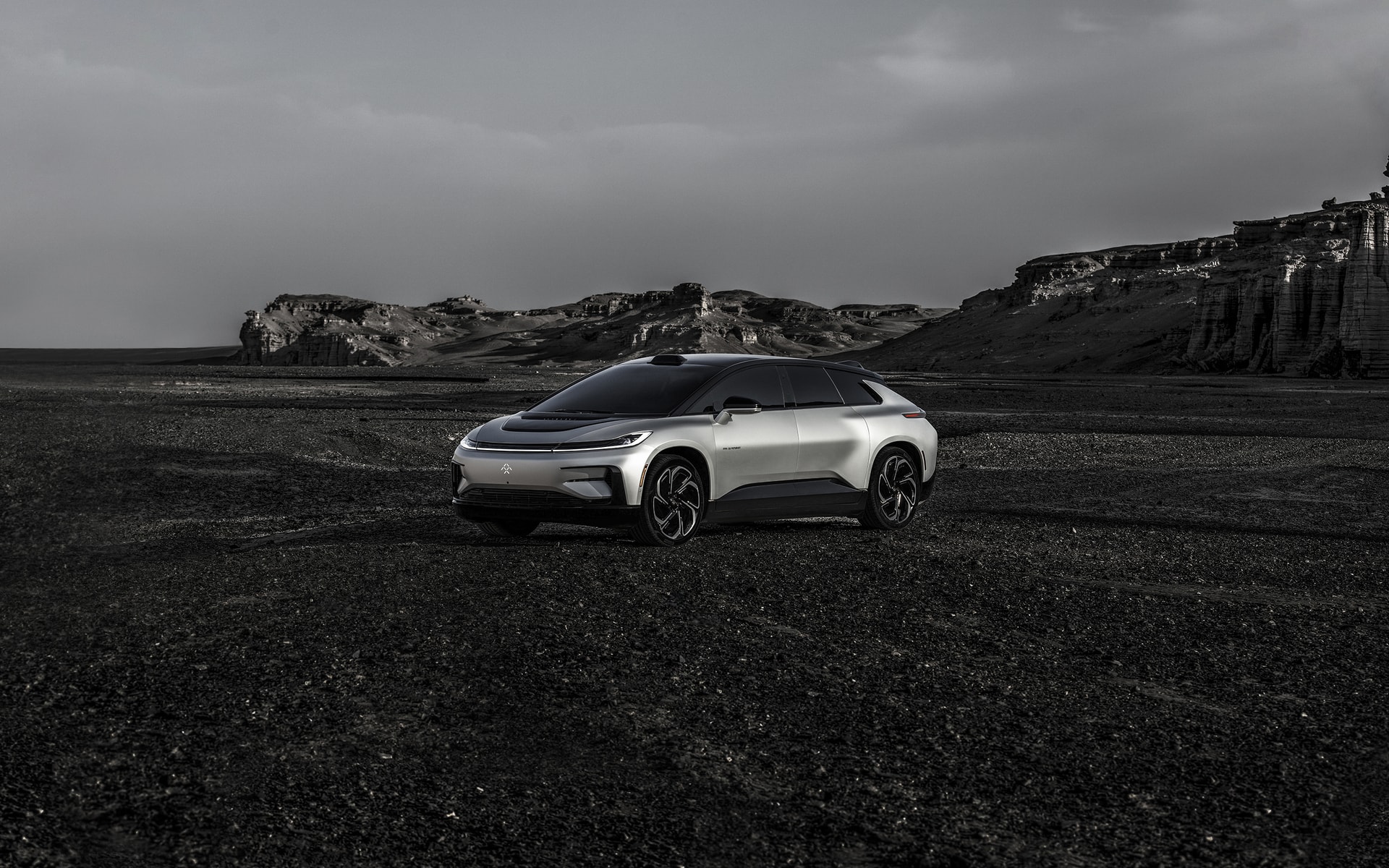 Faraday Future launches the $309,000 "FF 91 2.0 Futurist Alliance" | EV ...