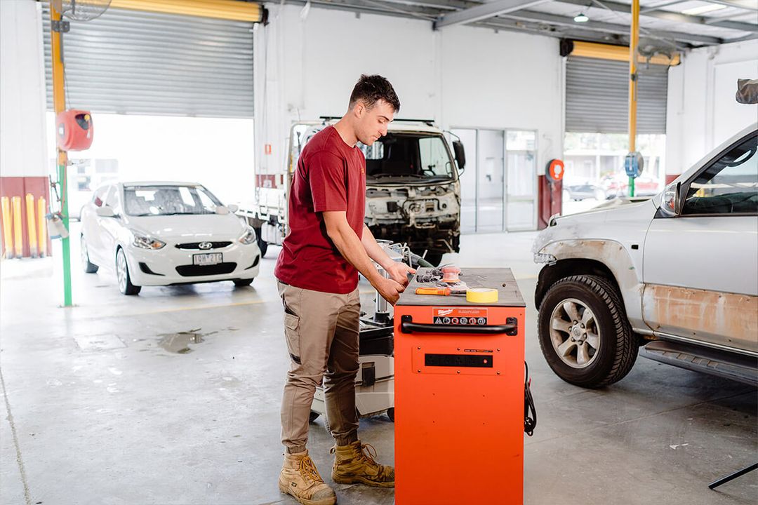 About Sheen Panel Service | Panel Beaters & Smash Repair Experts