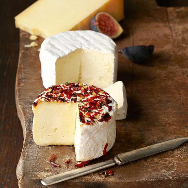 Seasonal Cheese Delights: Devil's Gulch & Cranberry Medallion