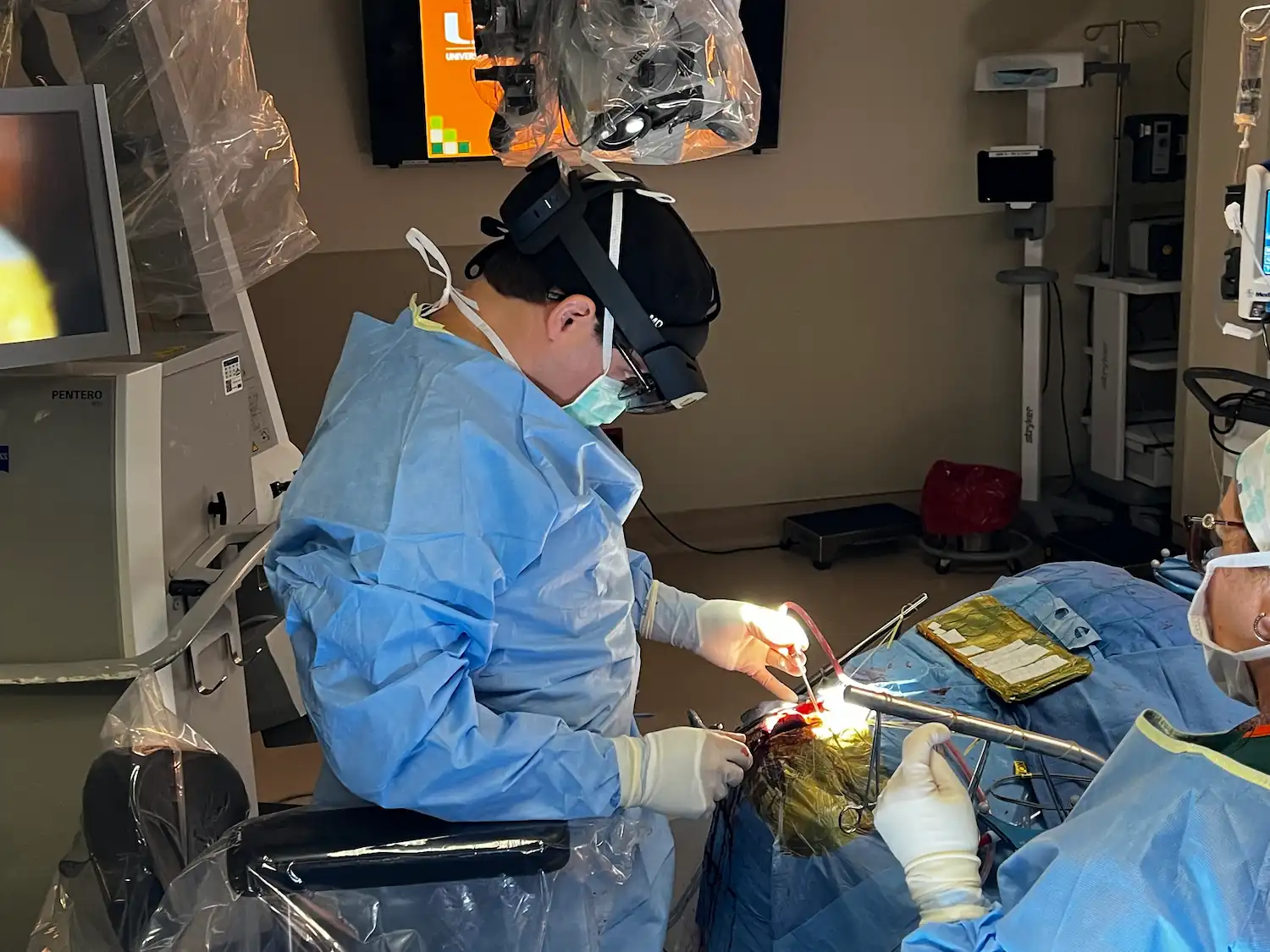 A new standard of surgery using augmented reality.