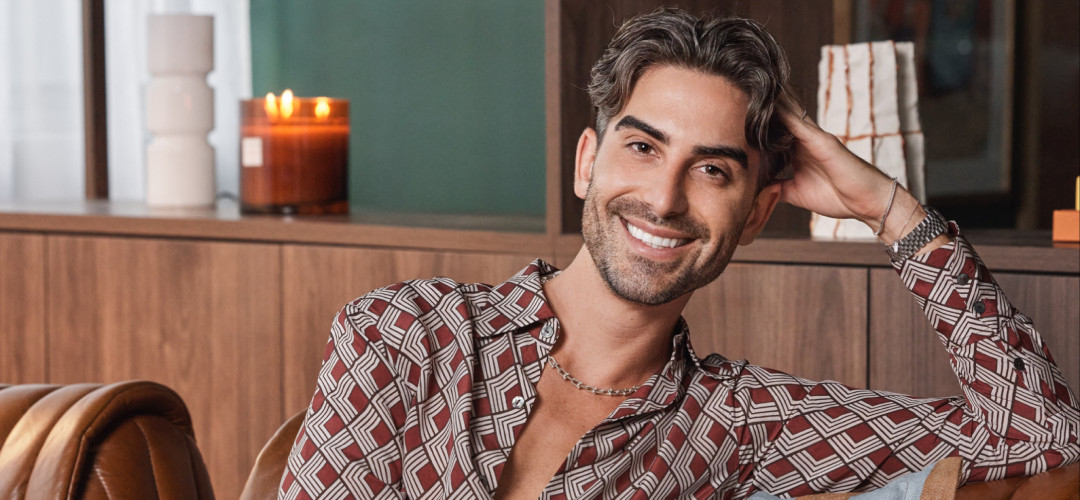 23 Questions With Michael Kelly | Salon HER