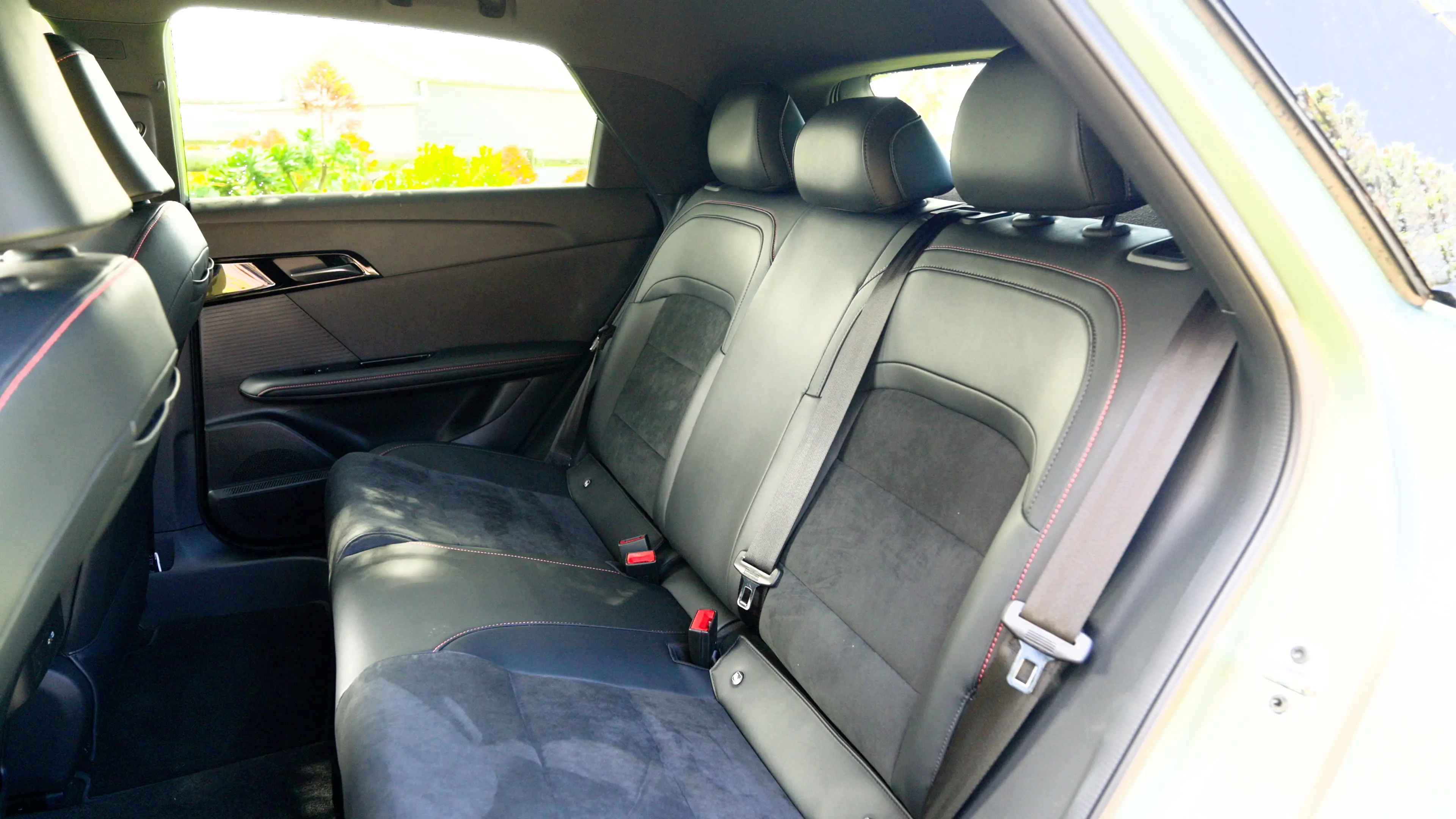 2024 MG4 XPower Review | CarSauce