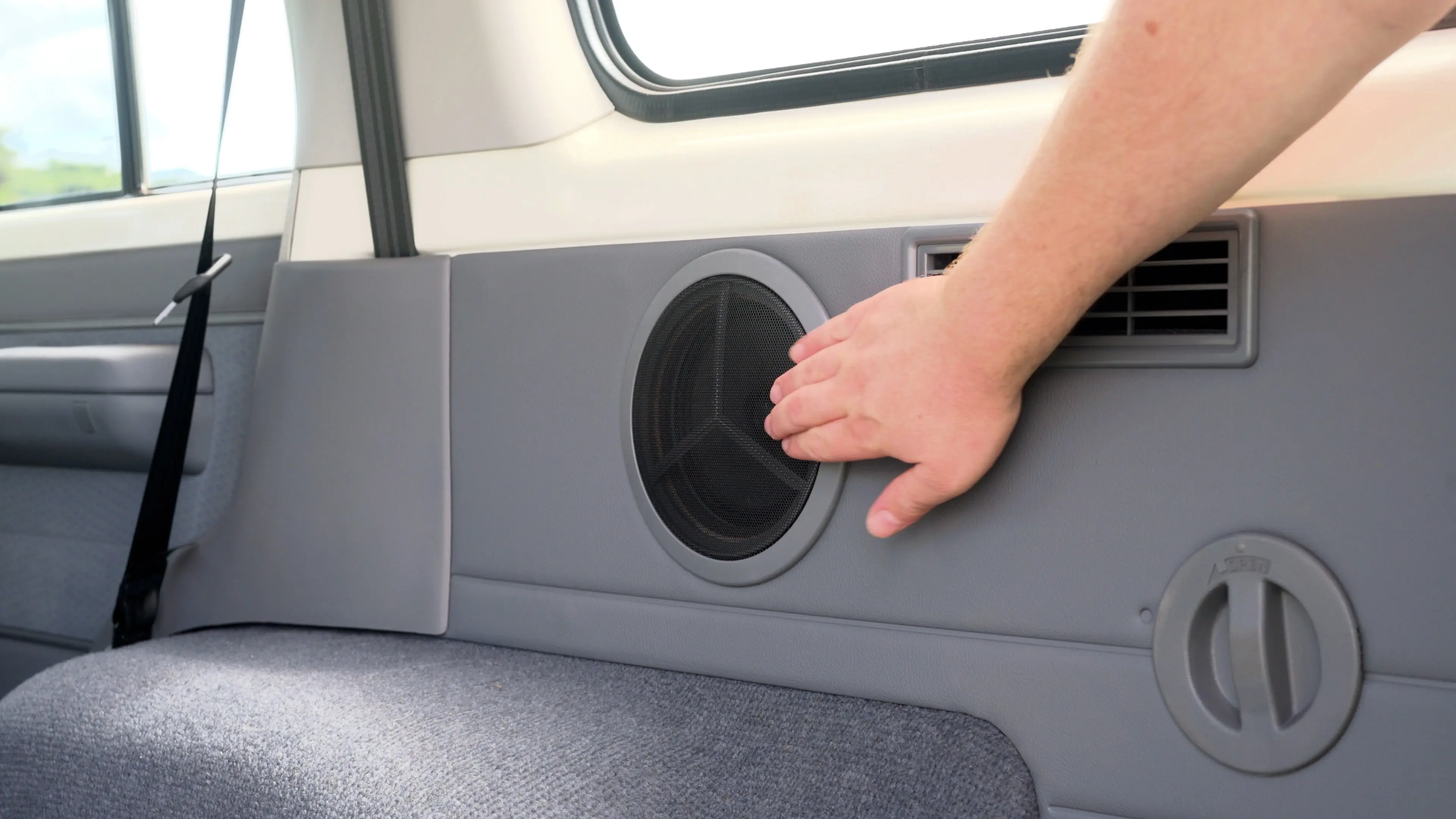 2024 Toyota Land Cruiser 76 Series Review | CarSauce