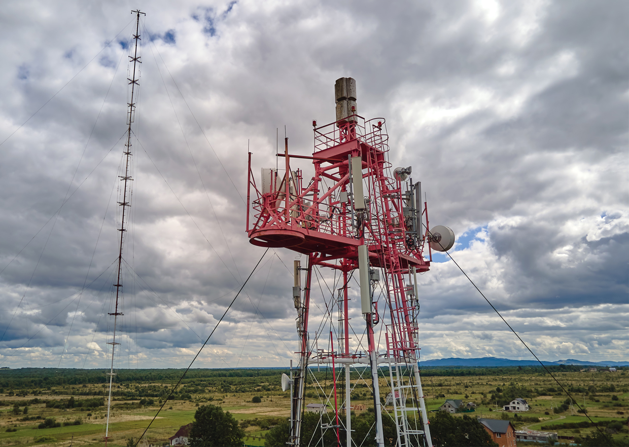 Transforming from perpetual hardware vendor to SaaS subscription provider