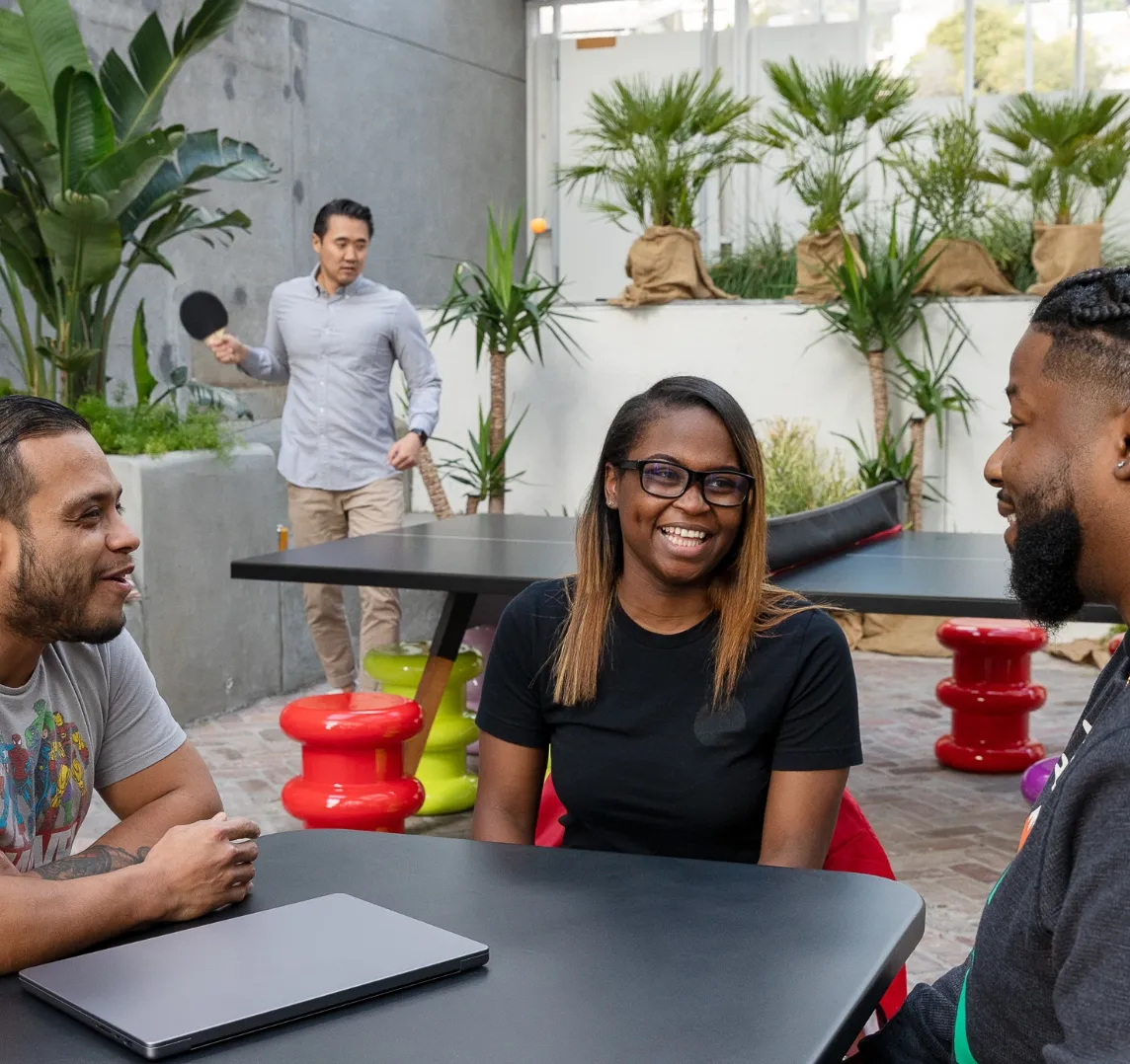 Tinderships | Fire up your career