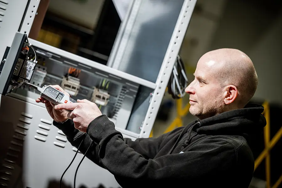 Michael Smith Switchgear Ltd - LV Switchgear Leicester
