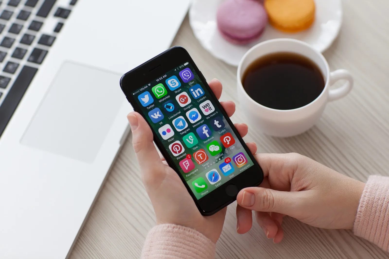 15 Essential iPhone Apps to Revolutionize Your Daily Routine | Mesmerize