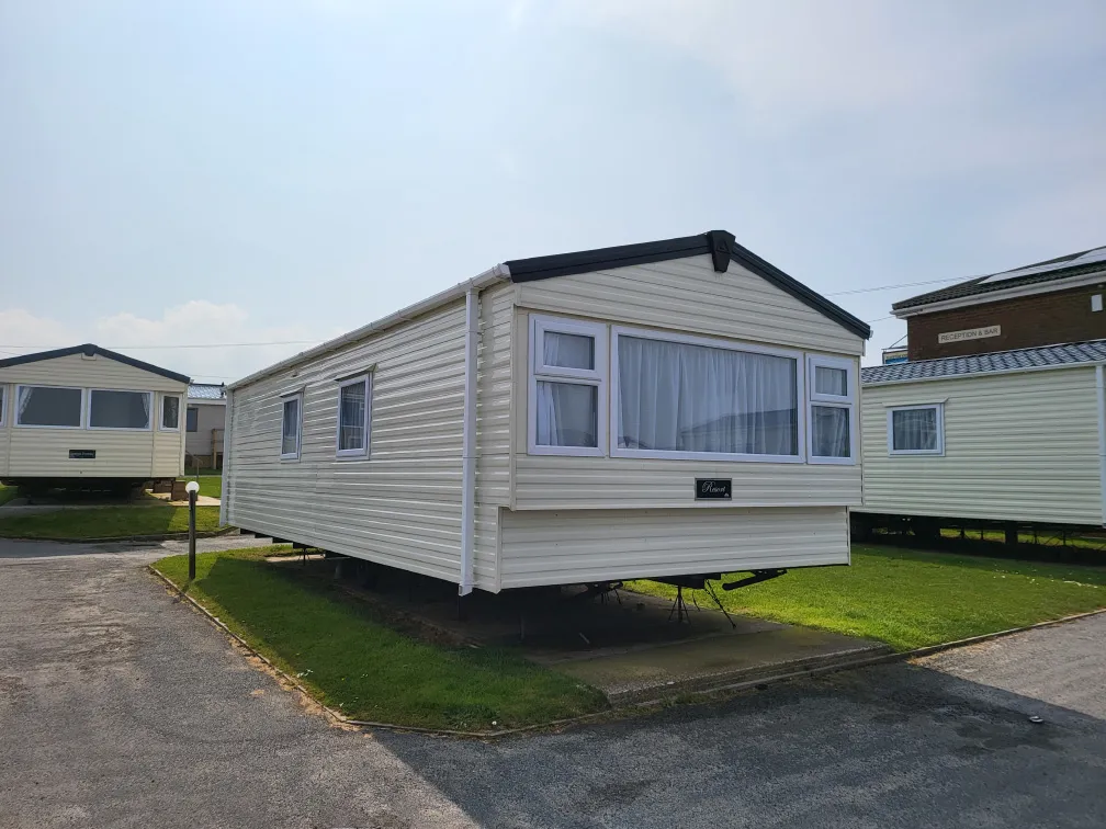 Caravan 20 Oyster 6 Berth | Castaways Holiday Park