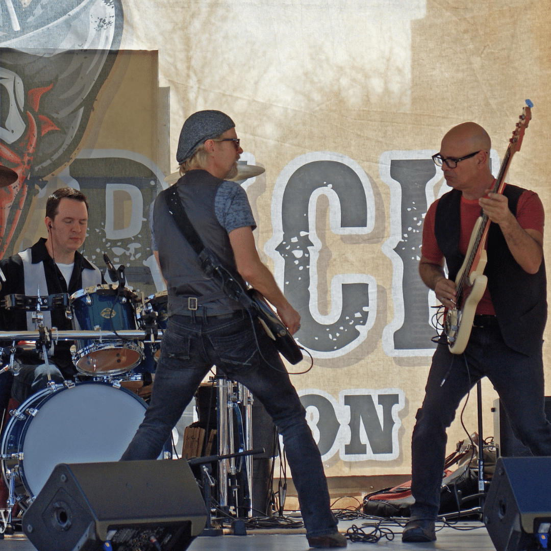 MUSIC - THE STIX ICEHOUSE