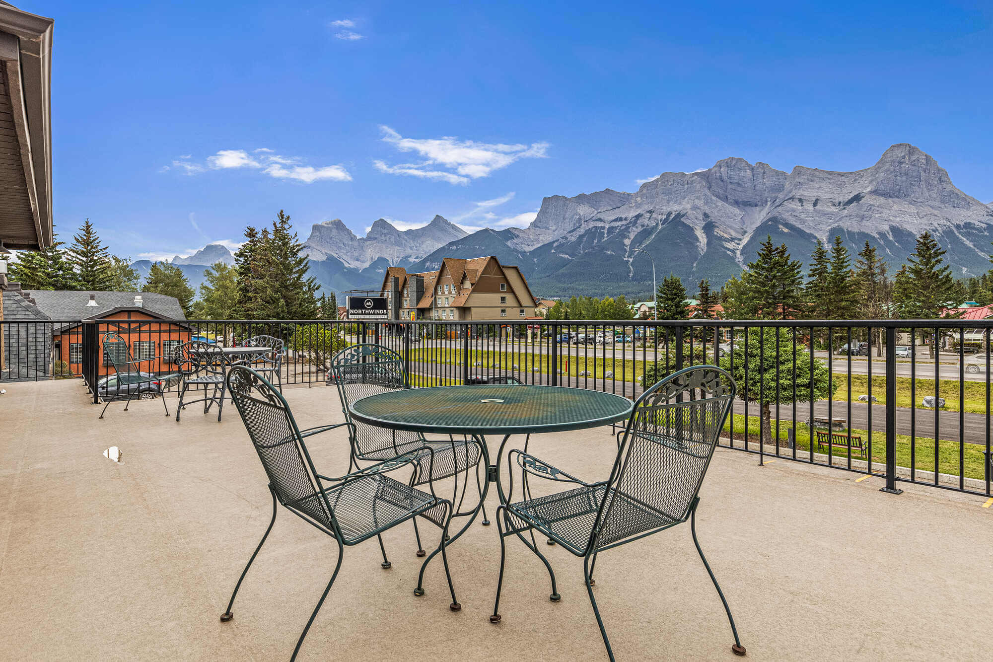 Explore the Beauty of Canmore | Northwinds Hotel Canmore