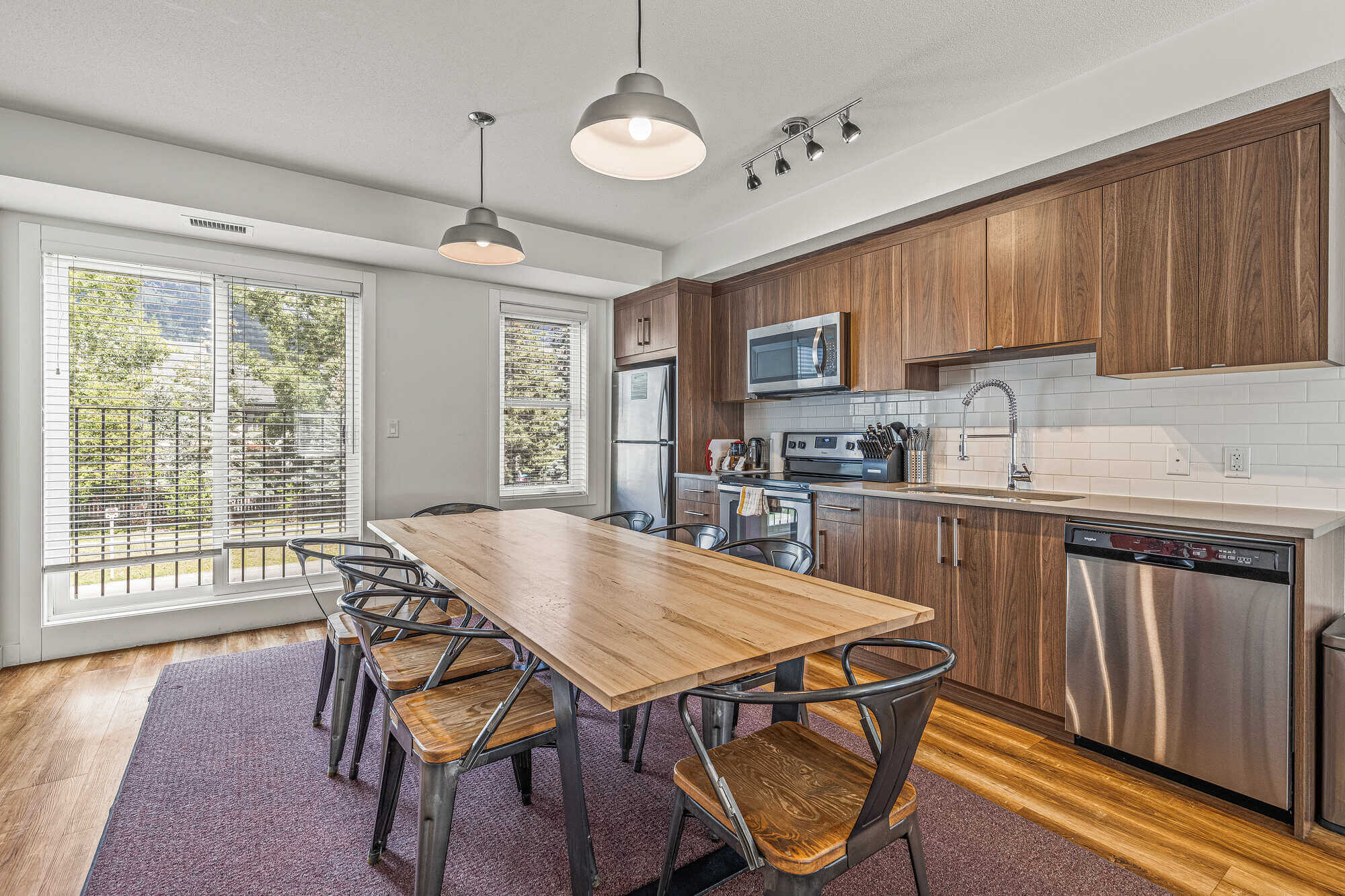 Six Bedroom Suite | Basecamp Resorts Canmore