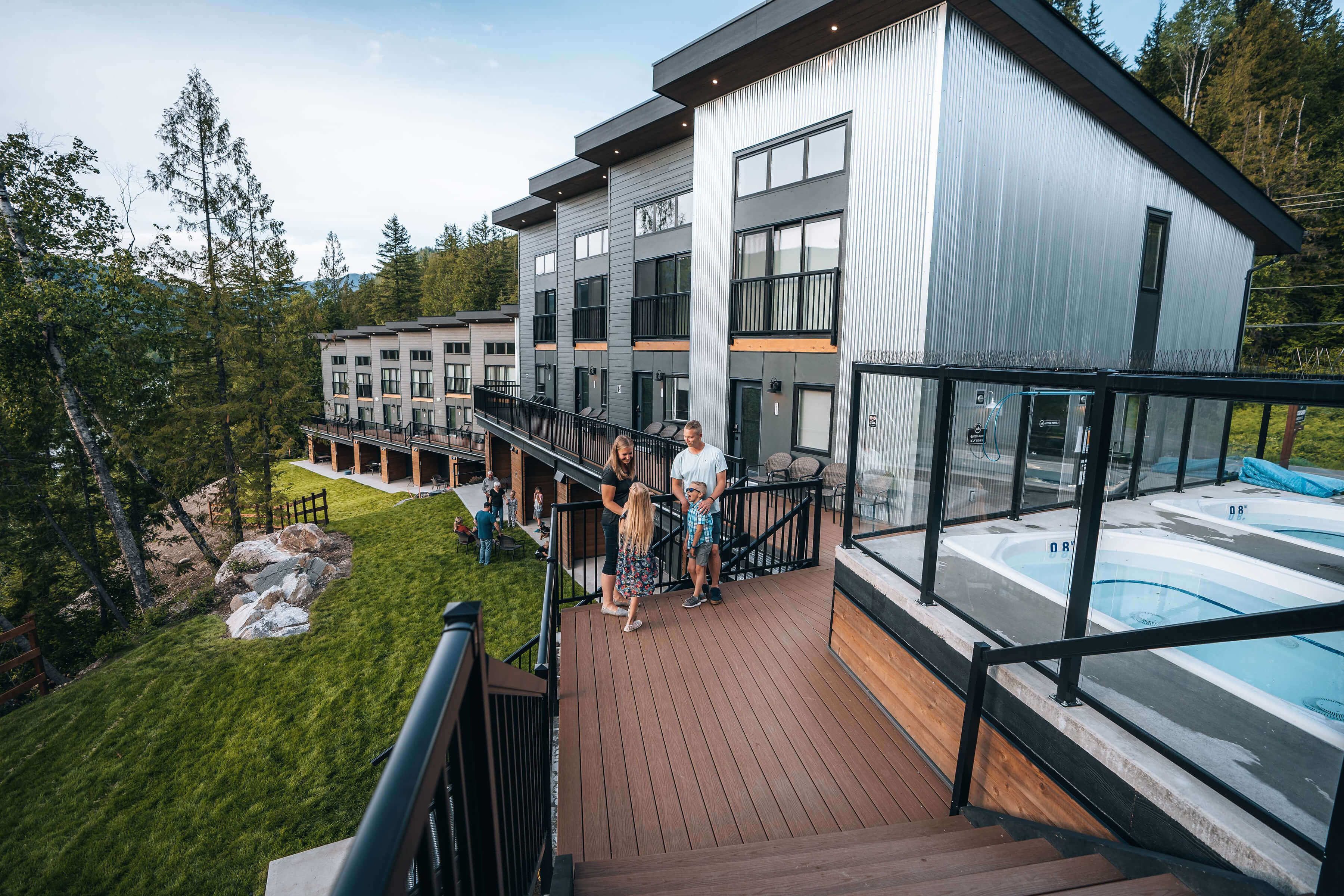 A Breathtaking Location | Basecamp Resorts Revelstoke