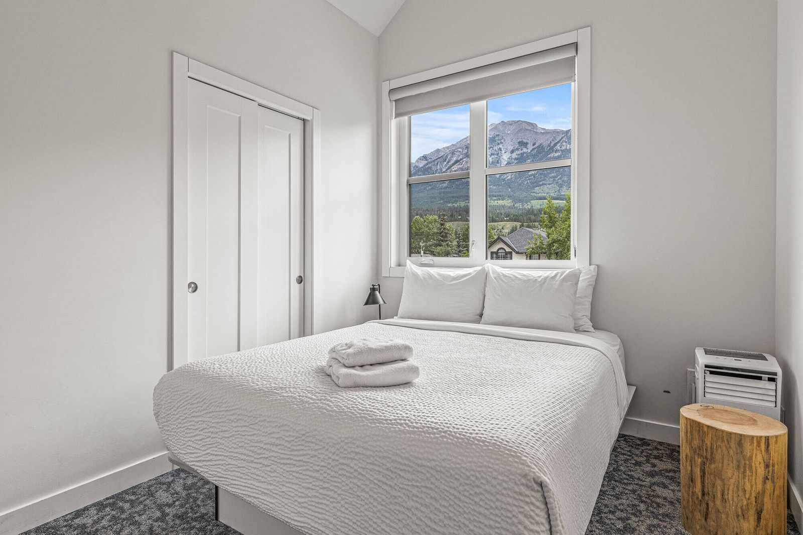 Basecamp Resorts Canmore | Boutique Hotel Canmore