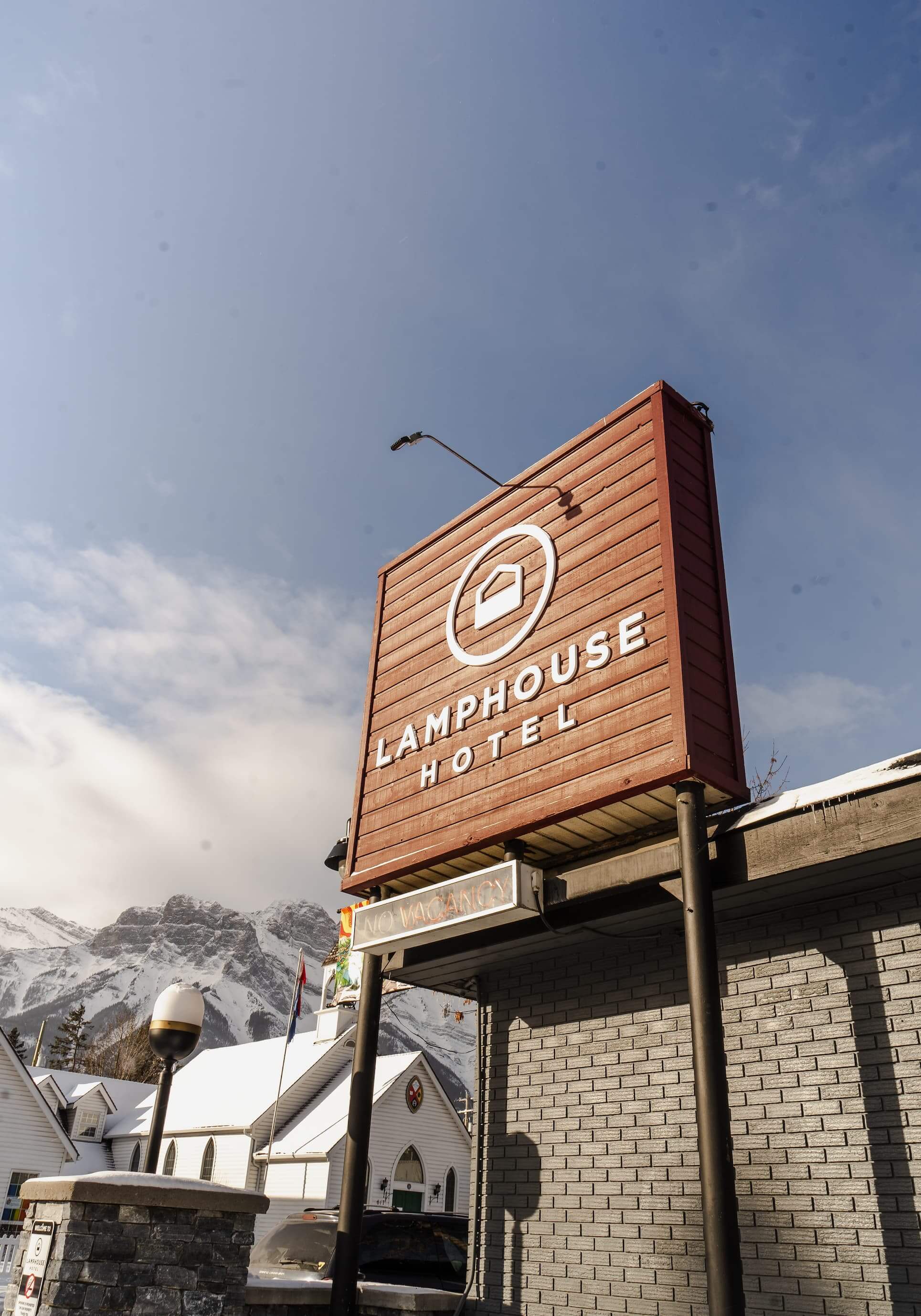 A Breaktaking Gallery | Lamphouse By Basecamp