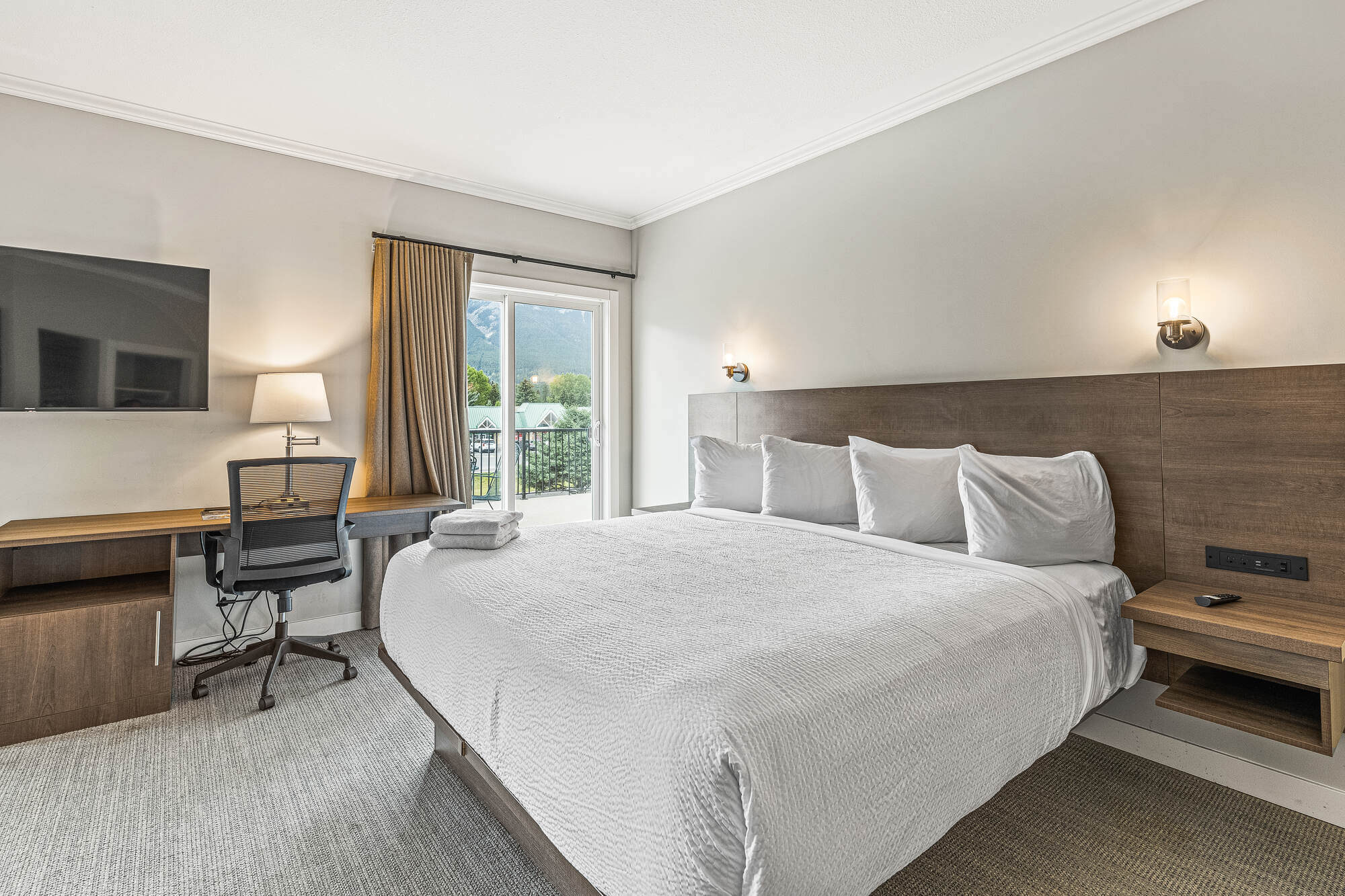 Family Room | Northwinds Hotel Canmore