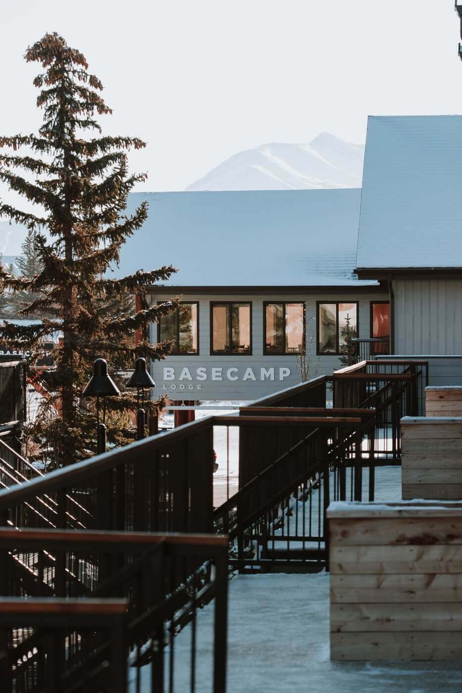 Explore the Beauty of the Canadian Rockies | Basecamp Lodge Canmore