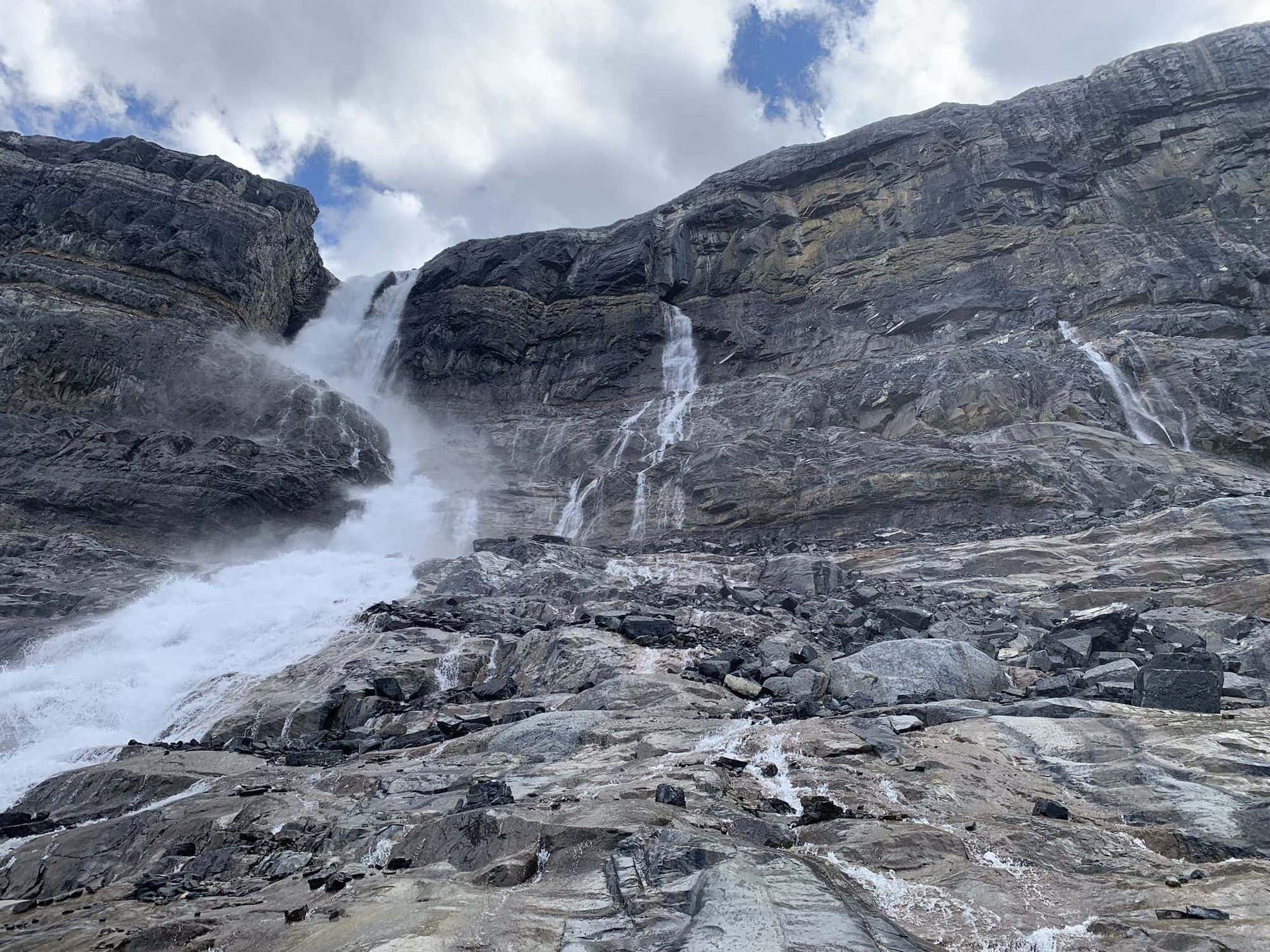 Top 7 ‘Locals Approved’ Waterfall Hikes in the Bow Valley | Basecamp ...