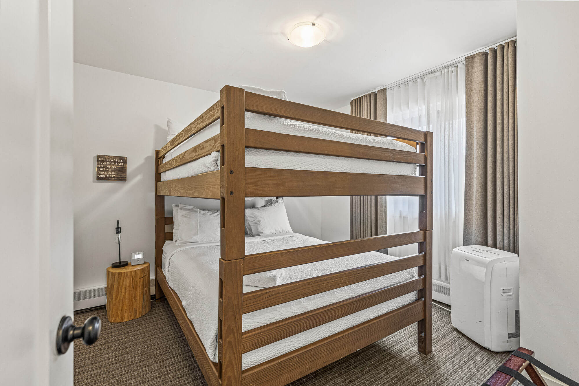 The Lamphouse Apartment | Lamphouse By Basecamp