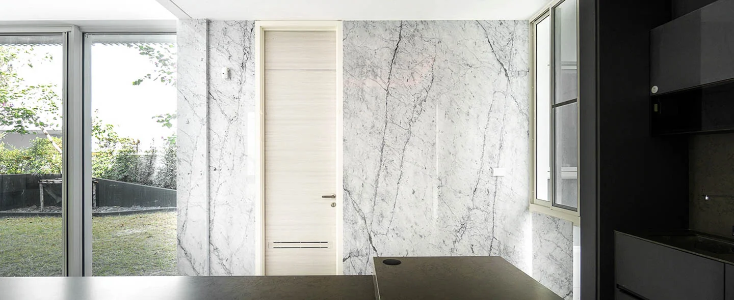 รวม 4 หินอ่อนสีขาวคลาสสิก : สเน่ห์แห่งความหรูหราจากเมืองอิตาลี