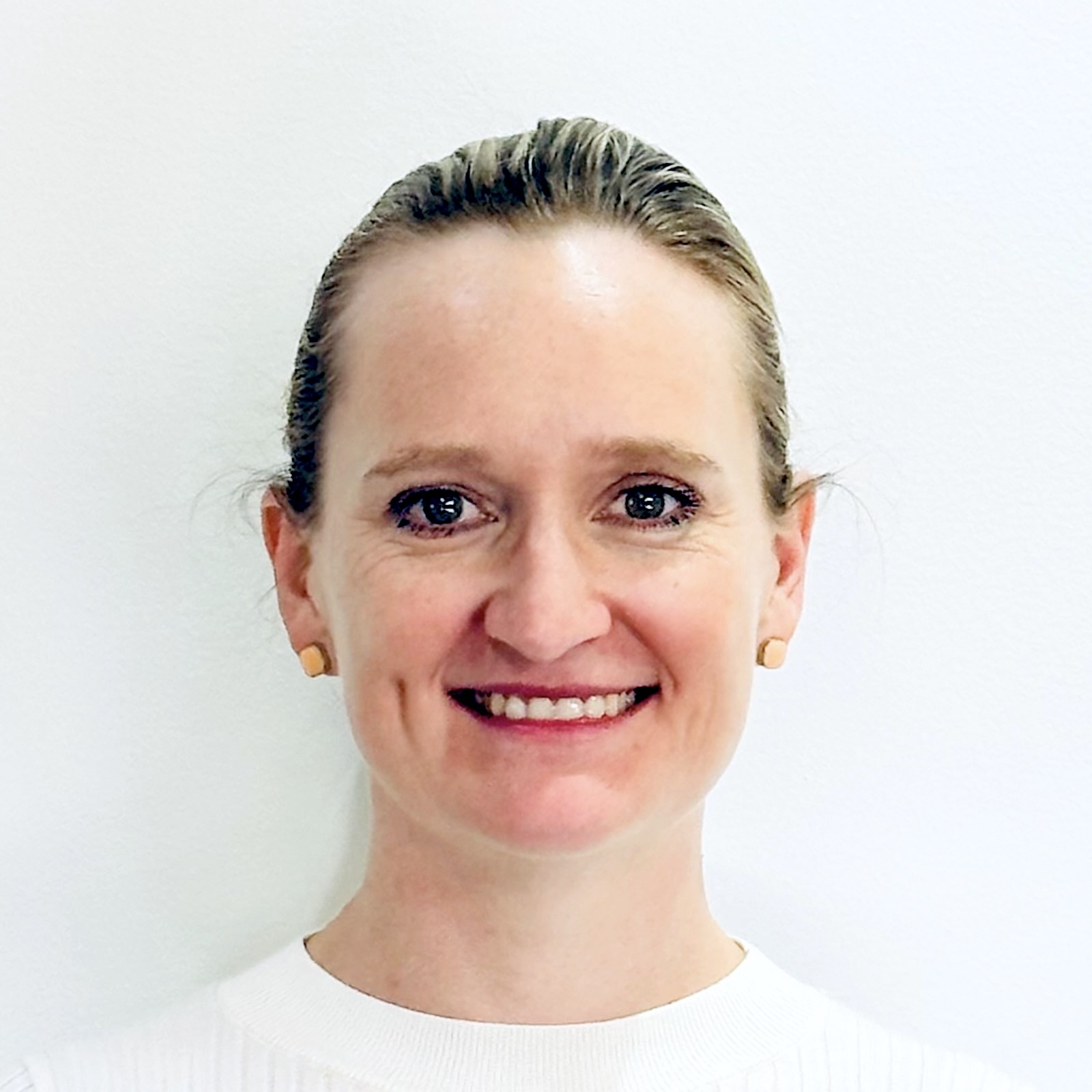 Dr Arna Sproal