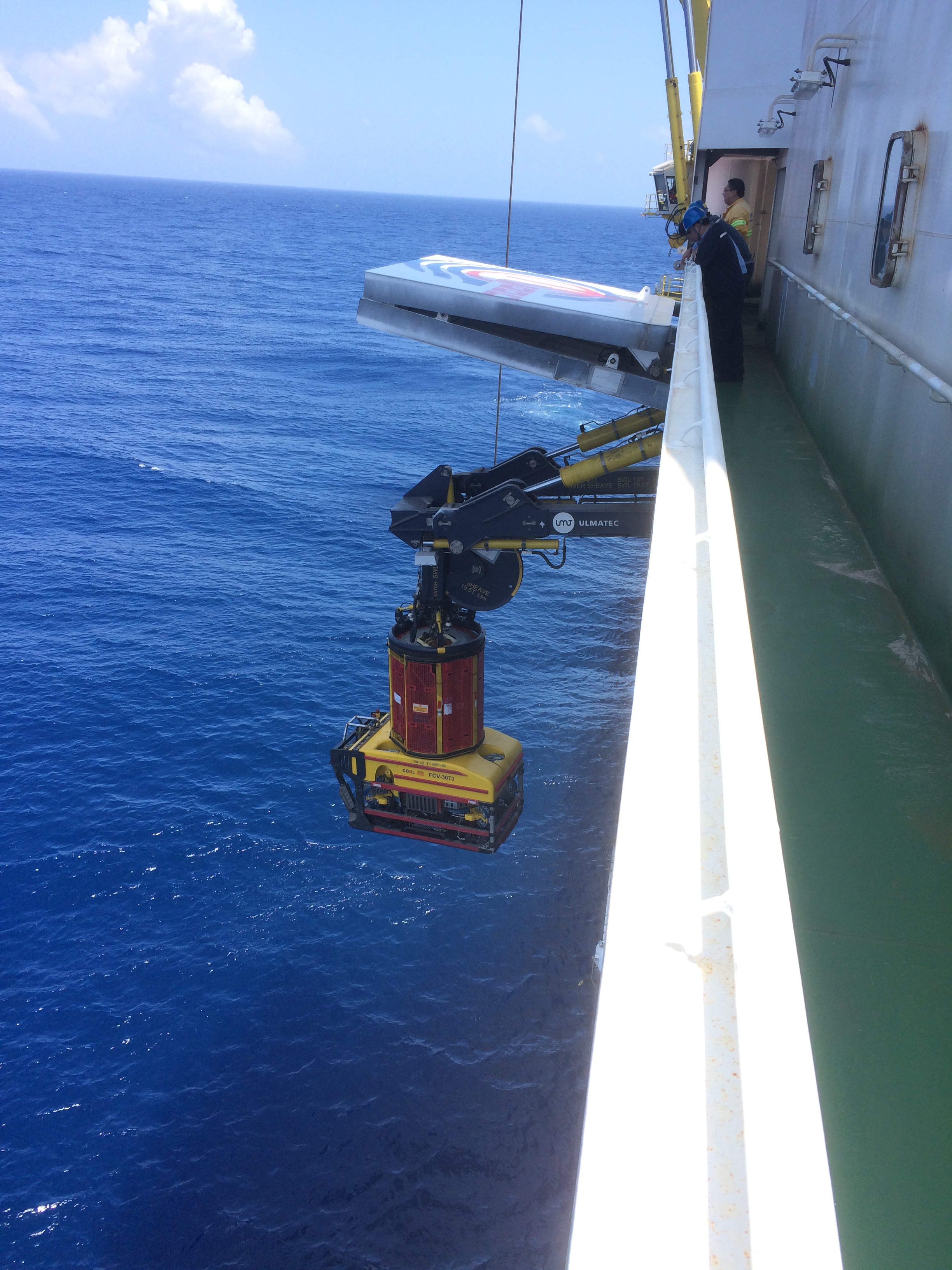 Overhead LARS - Subsea handling - Ulmatec
