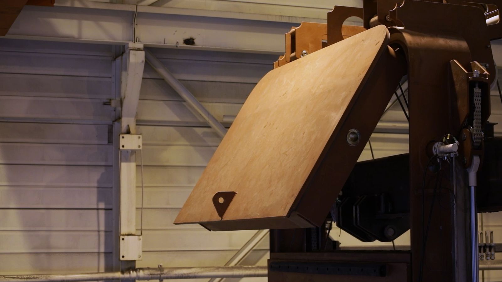 Folding LARS a-frame - Subsea handling - Ulmatec