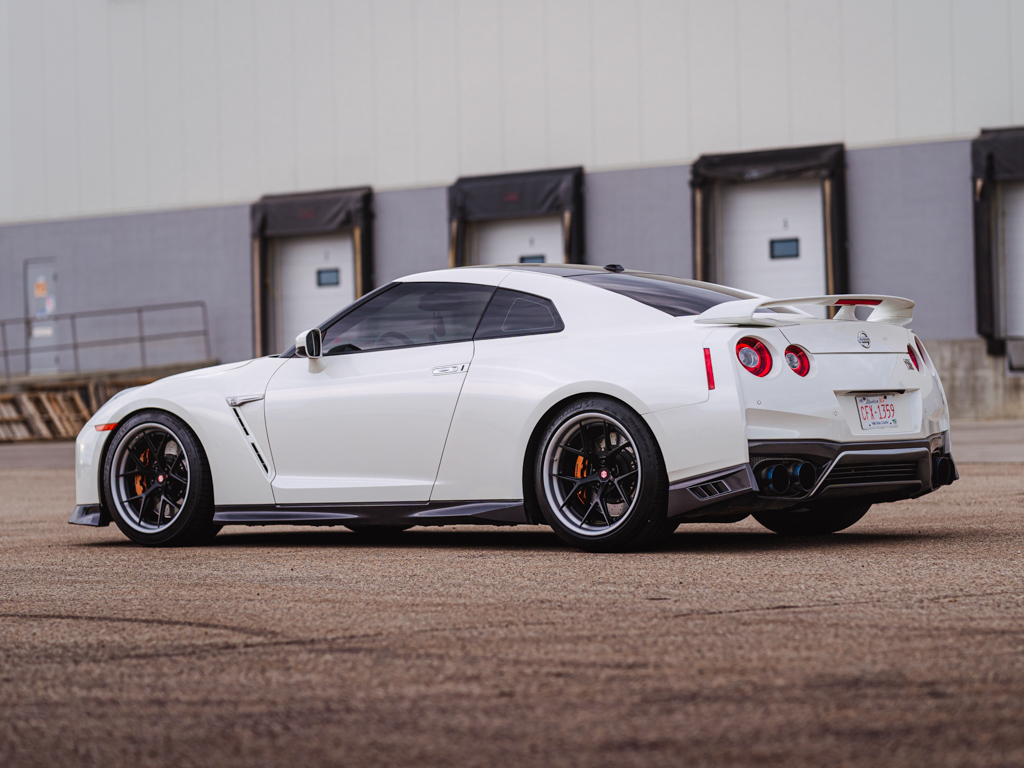 Nissan GTR with Forgelite Wheels