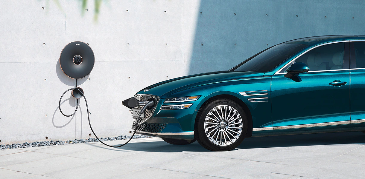 2024 Genesis Electrified G80 - Electric Luxury Full-Size Sedan ...