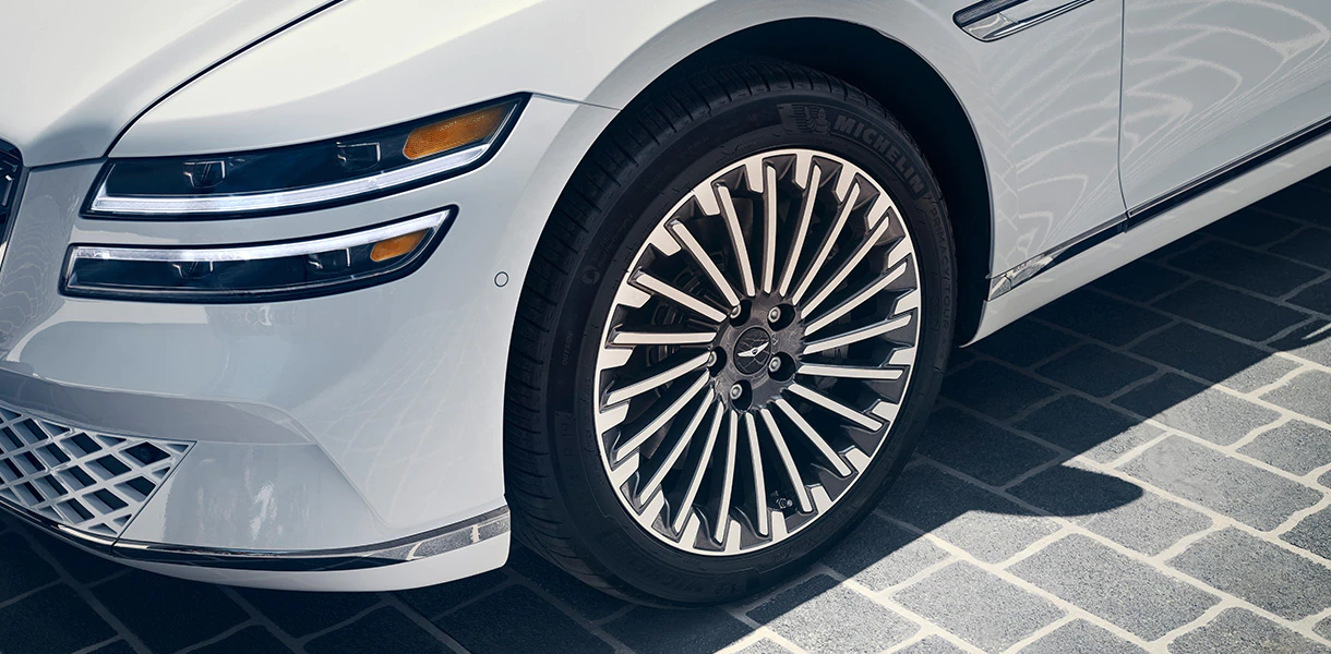 2024 Genesis Electrified G80 - Electric Luxury Full-Size Sedan ...