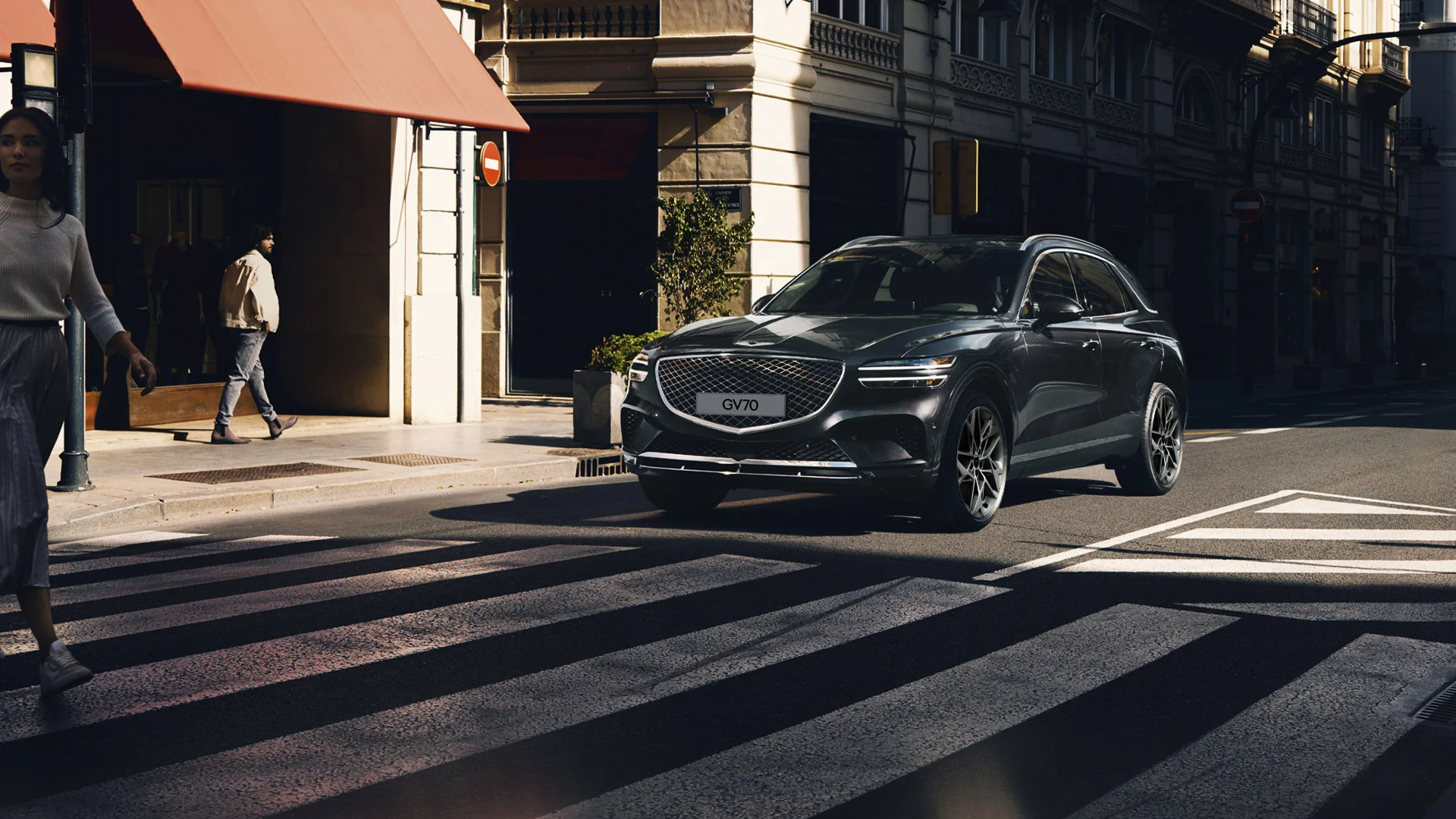 Genesis GV70 2025 – VUS de luxe de taille moyenne | Genesis Ottawa