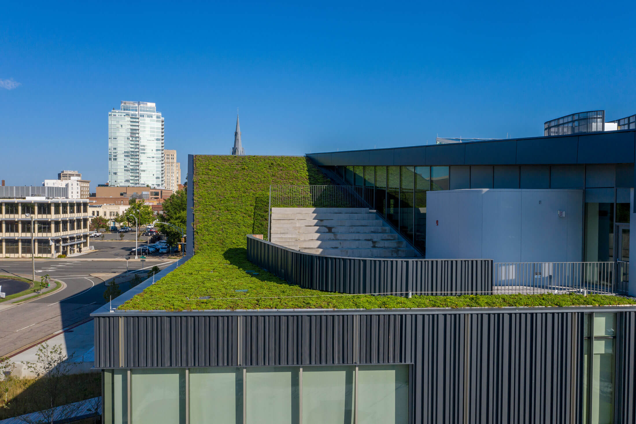 Construction | Green Roof Services :: Living Roofs Inc.