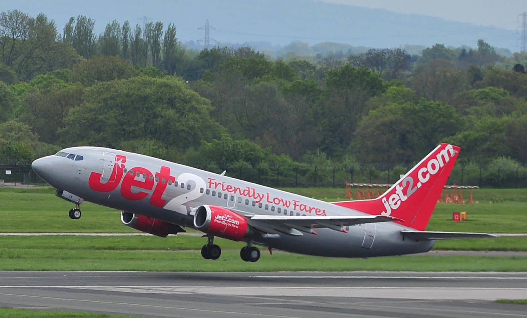 Jet2 Review [2024]: A Reliable Budget Airline, or Nah?