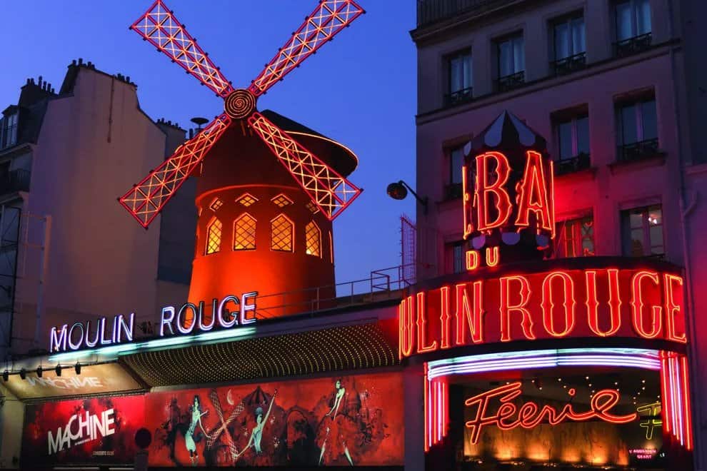 10 Best Clubs in Paris [2024]: Incredible nights out in Paris!