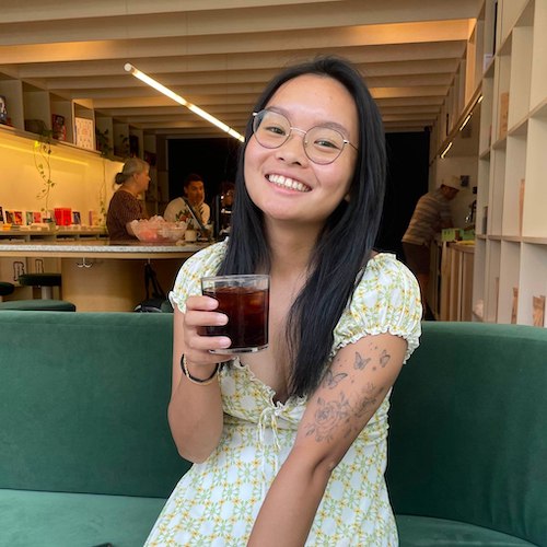Kayla Zhu: Contributor for FlightDeck Blog - Pilot