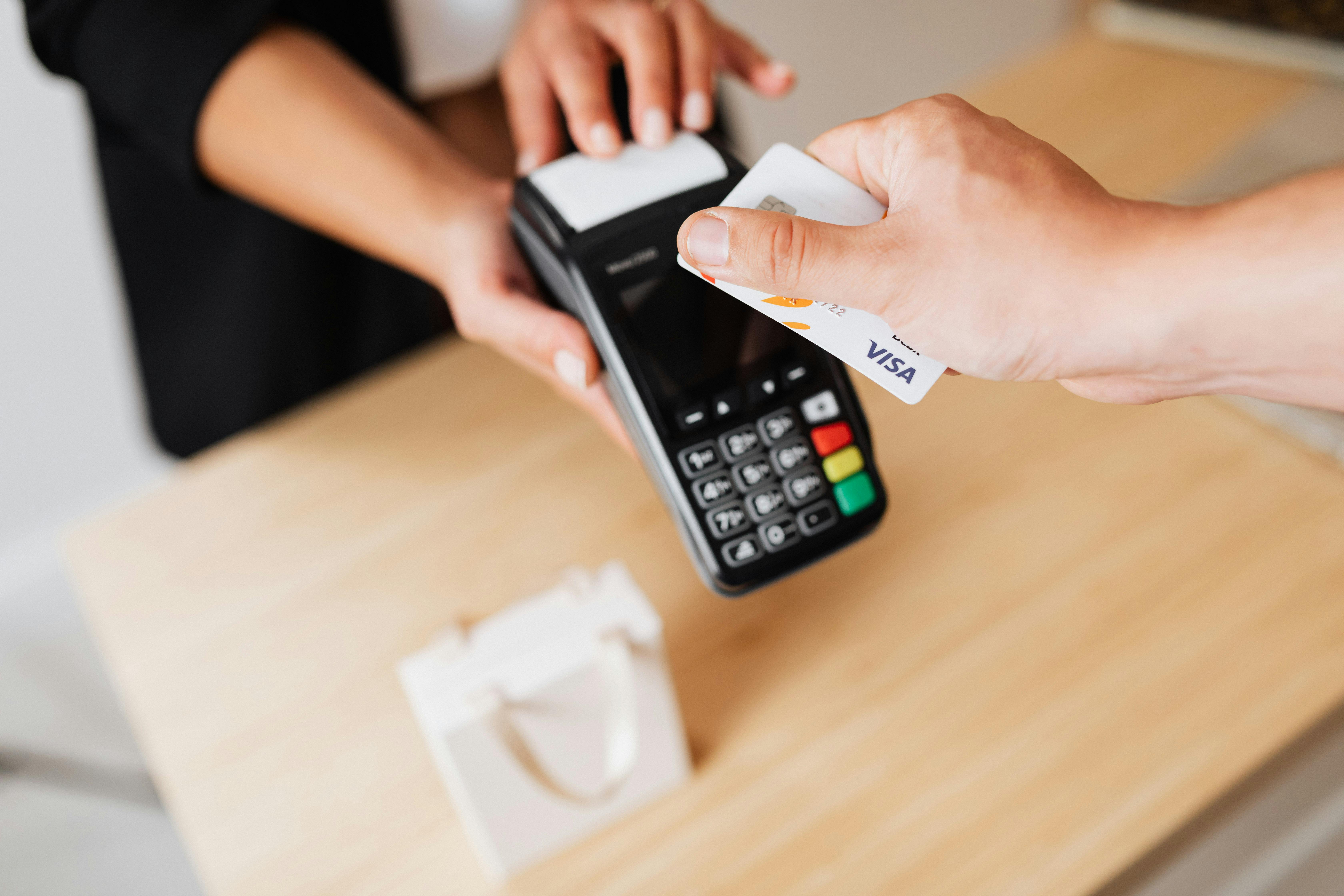 The Ultimate Guide to Choosing the Right Credit Card Reader for Your ...
