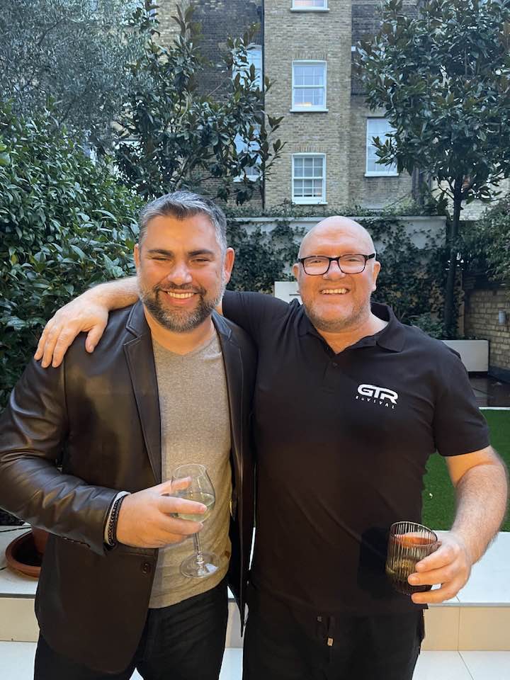 Straight4 Studios - Ian Bell, CEO