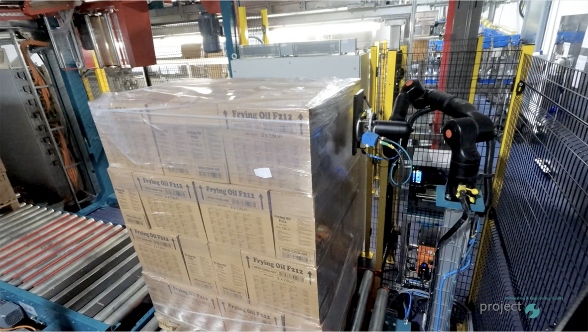 Robotics For Labelling | Strong & Reliable | Kassow Robots