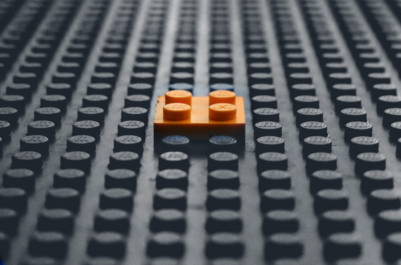 Mosaic Insights – Lessons from LEGO for Risk Management