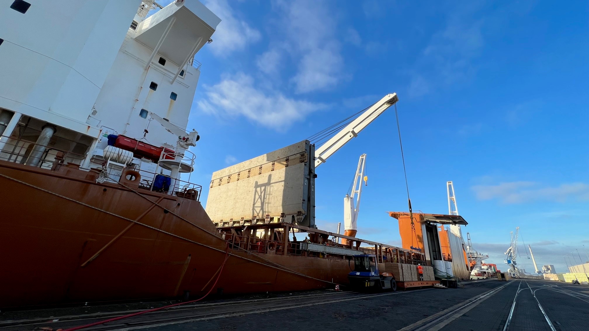 Alexander Global Logistics Addresses Supply Chain Problems