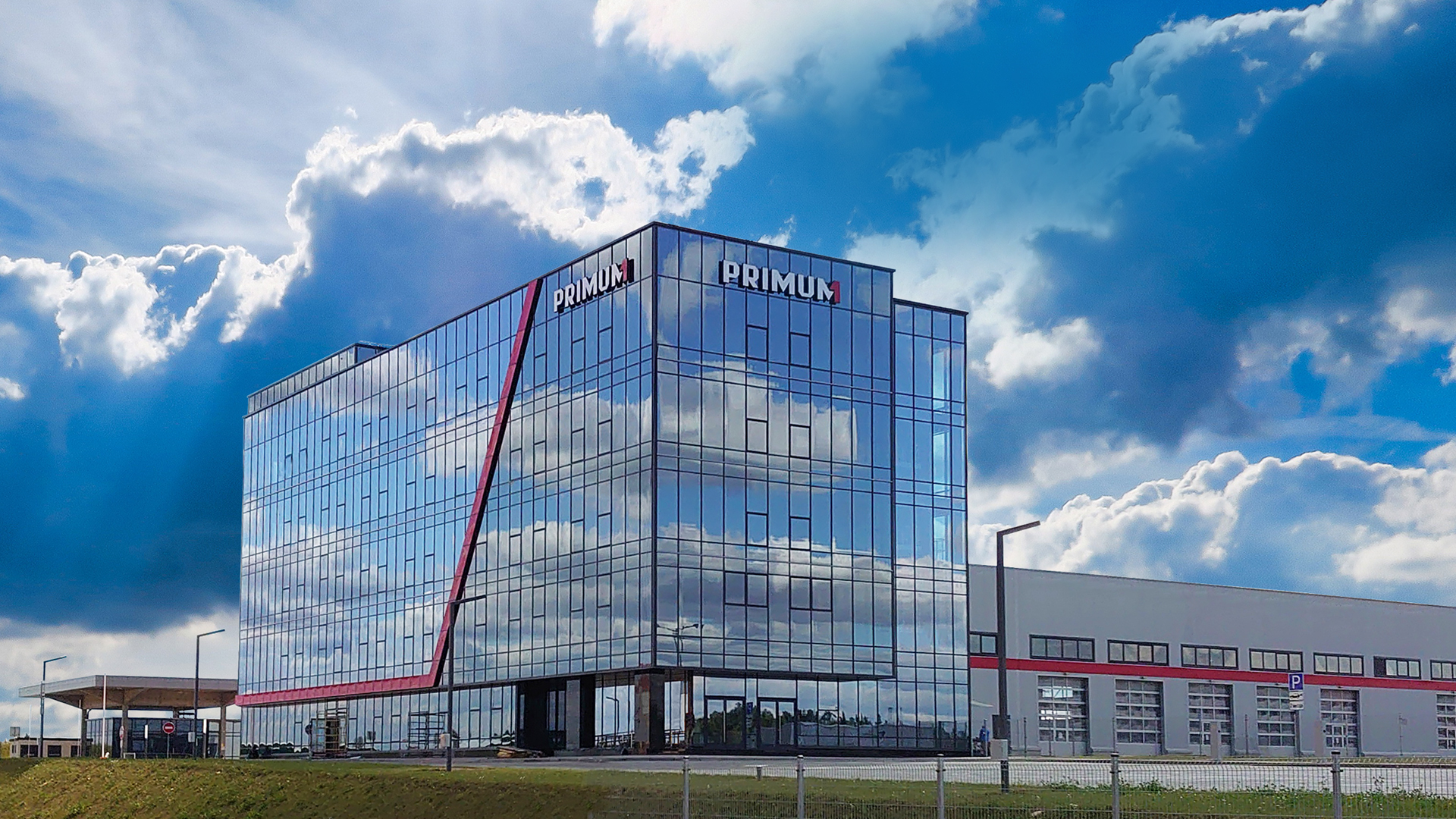 PRIMUM Moves into Tailormade New Office