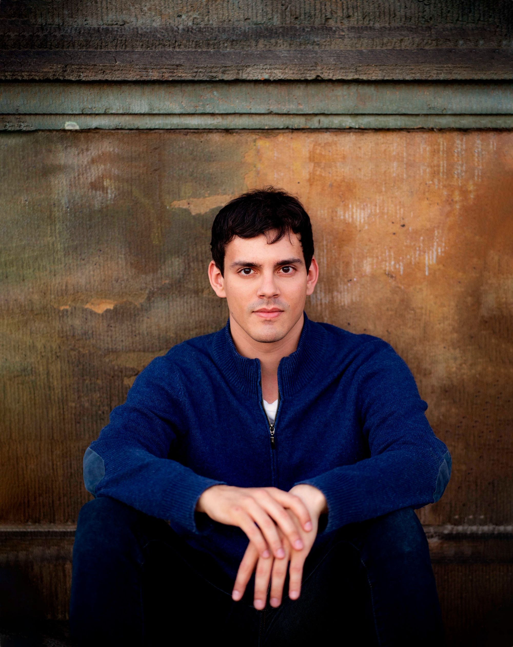 Aaron Pilsan - Pianist | Home